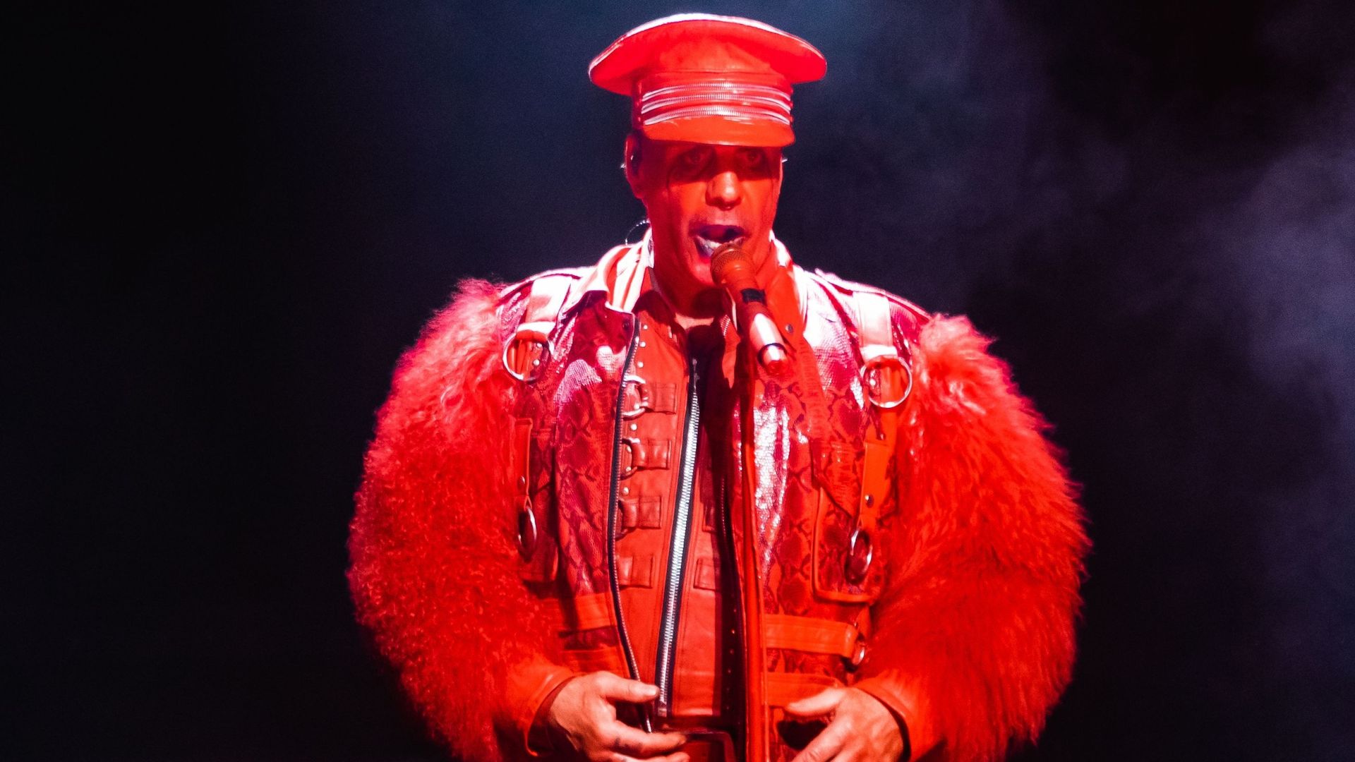 Till Lindemann, le chanteur de Rammstein, dévoile un nouveau single ...