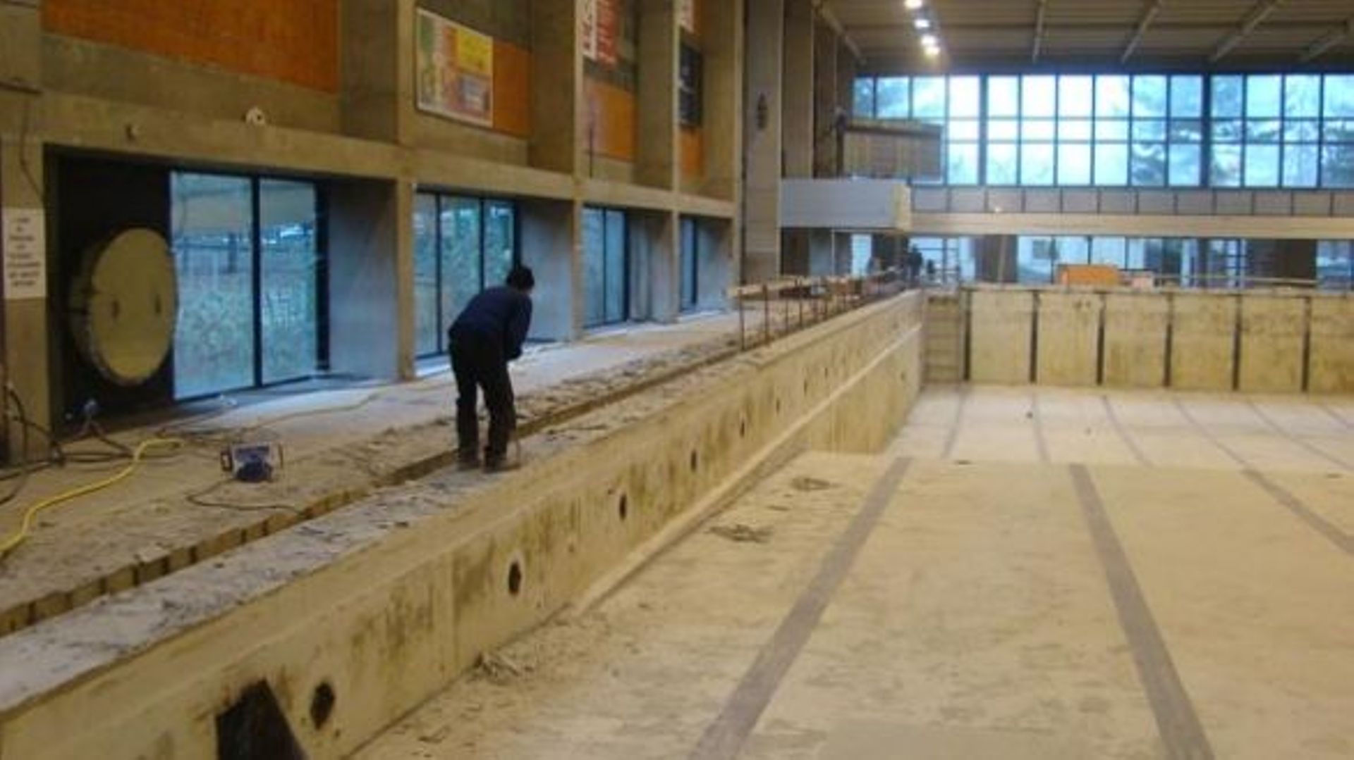 La rénovation de l'Hélios à Charleroi a coûté 12 millions alors que le ...