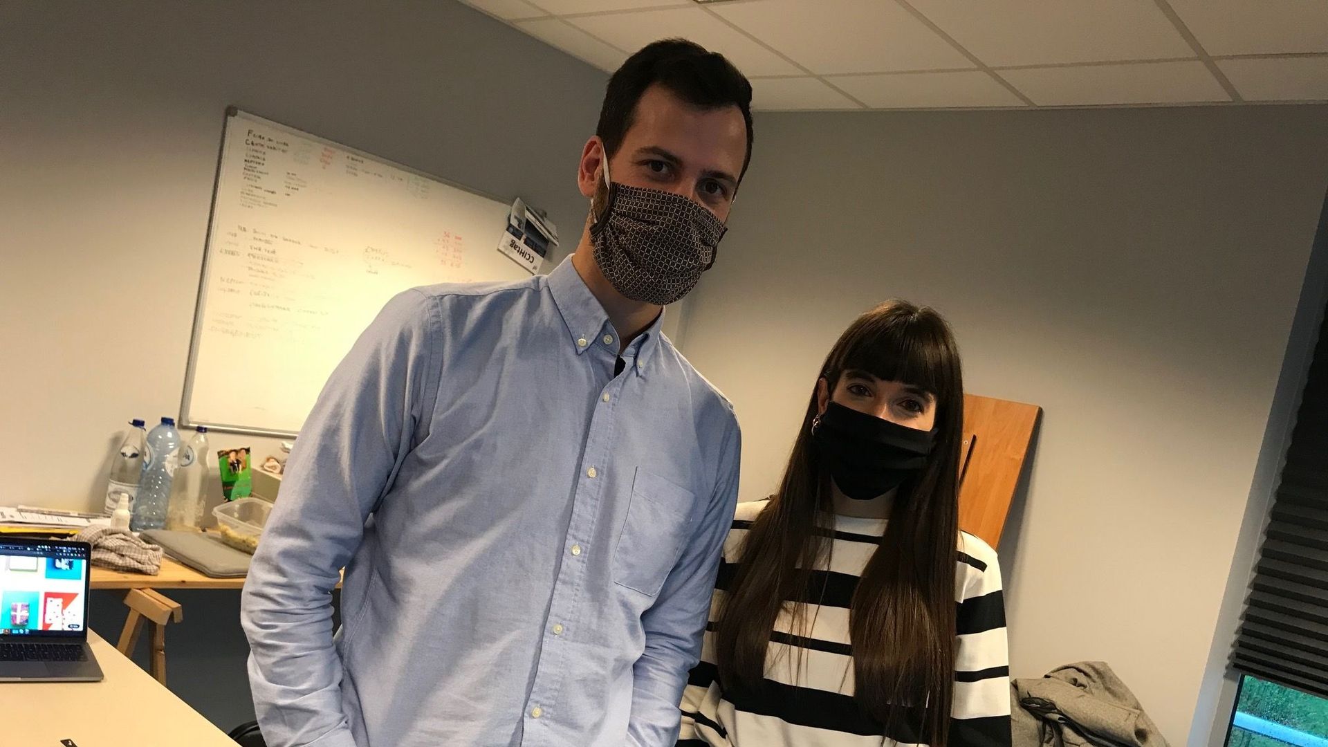 Des vêtements made in La Louvière : le défi du projet Opte - RTBF Actus