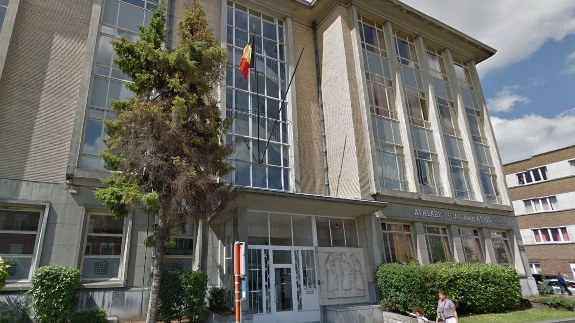 Surpopulation dans les écoles: grève à l'Athénée Jean Absil, à ...