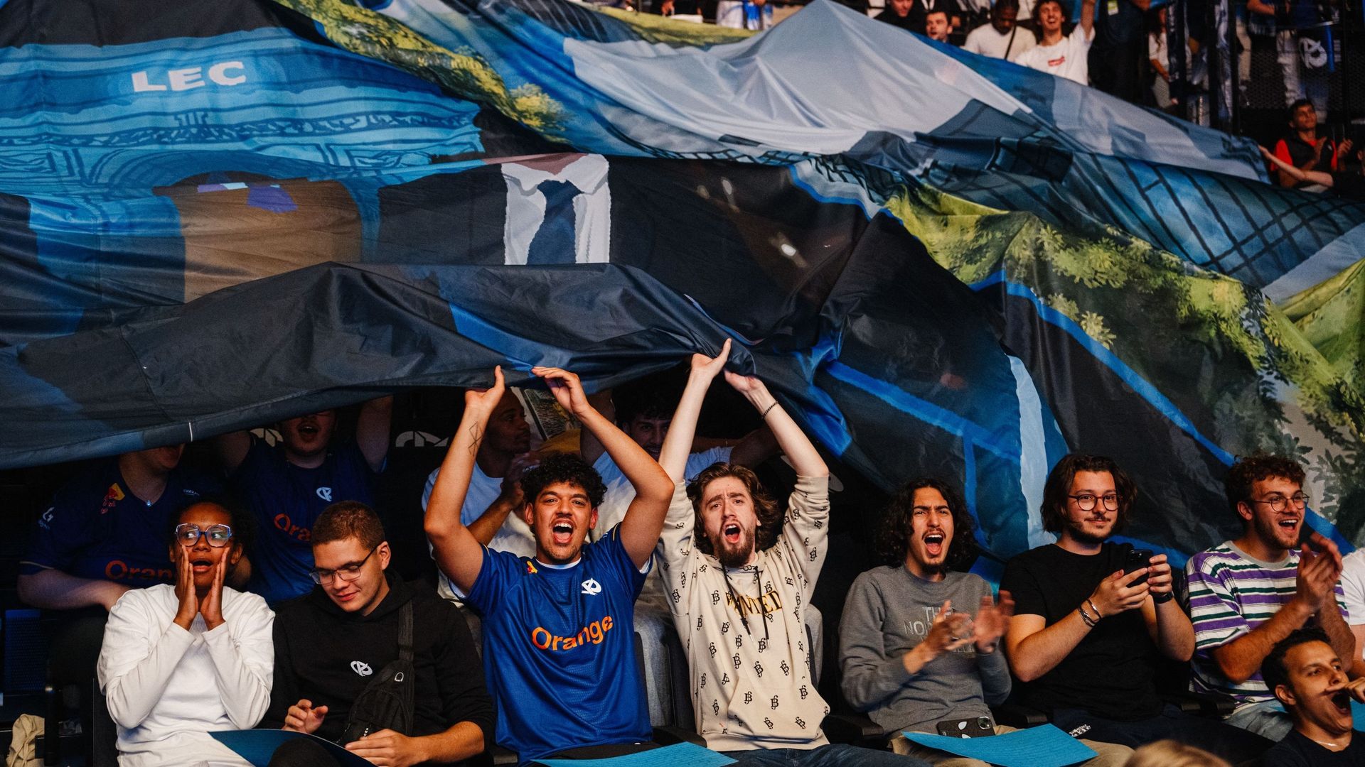 La Karmine Corp Arena : le premier club d’esport en Europe à ouvrir sa ...