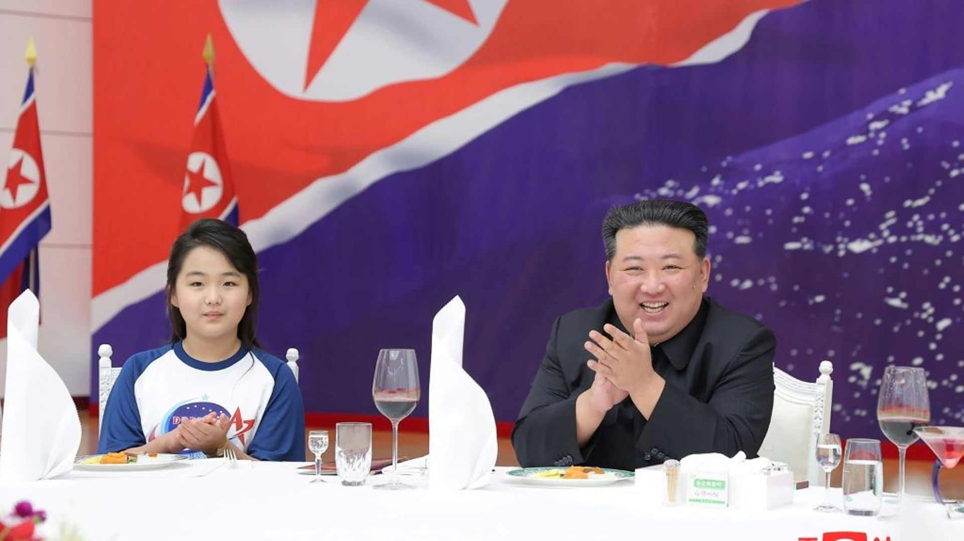 Corée du Nord : Kim Jong Un célèbre une 'nouvelle ère de puissance ...