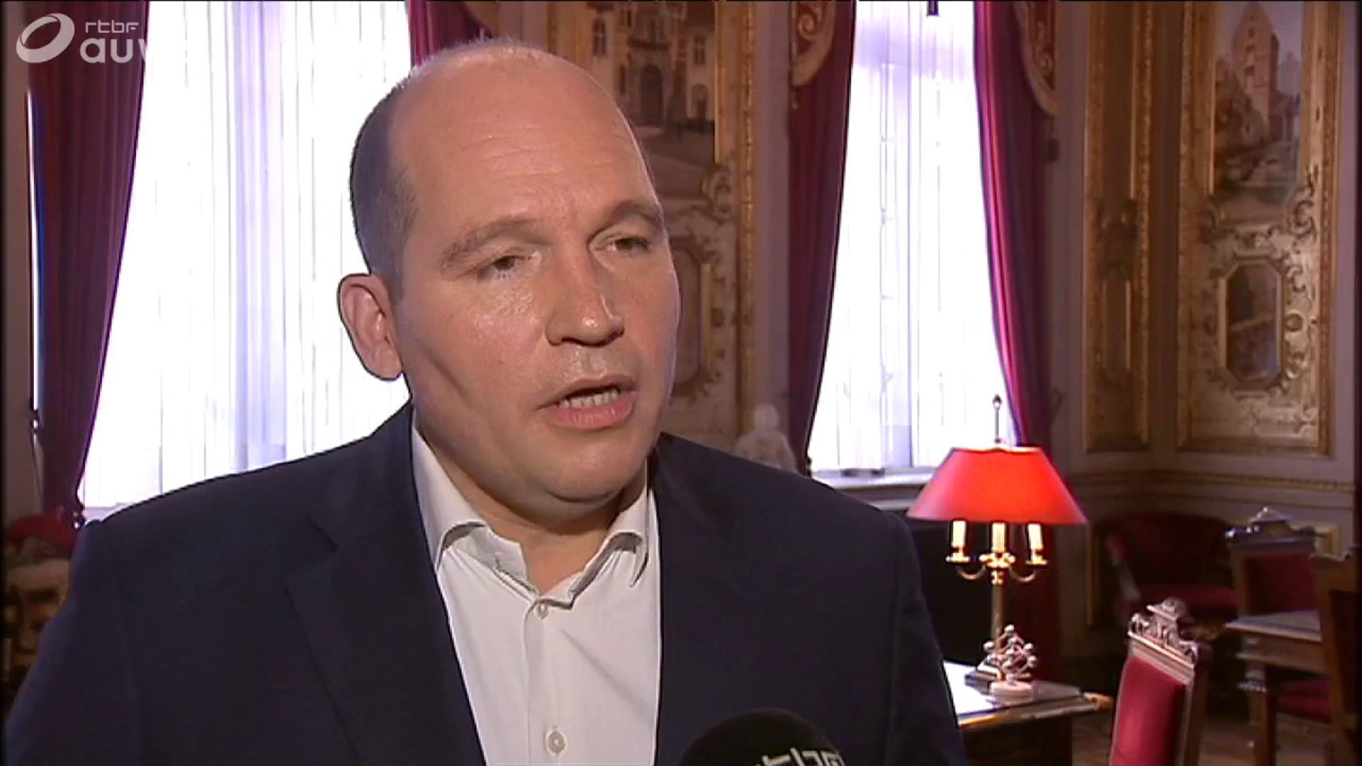 Émeutes à Bruxelles: pour le bourgmestre Philippe Close, 'la police a ...