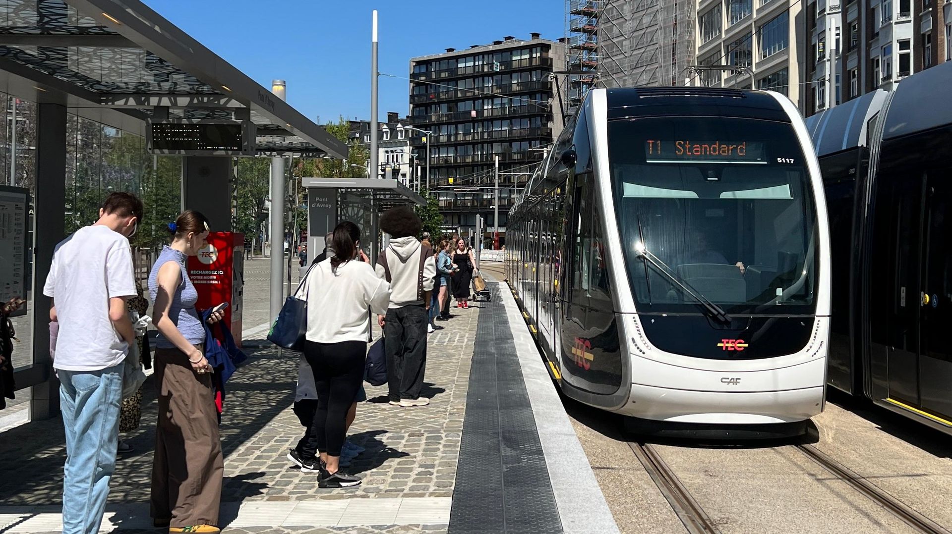C’est officiel : la mise en service du tram de Liège reportée au 15 ...