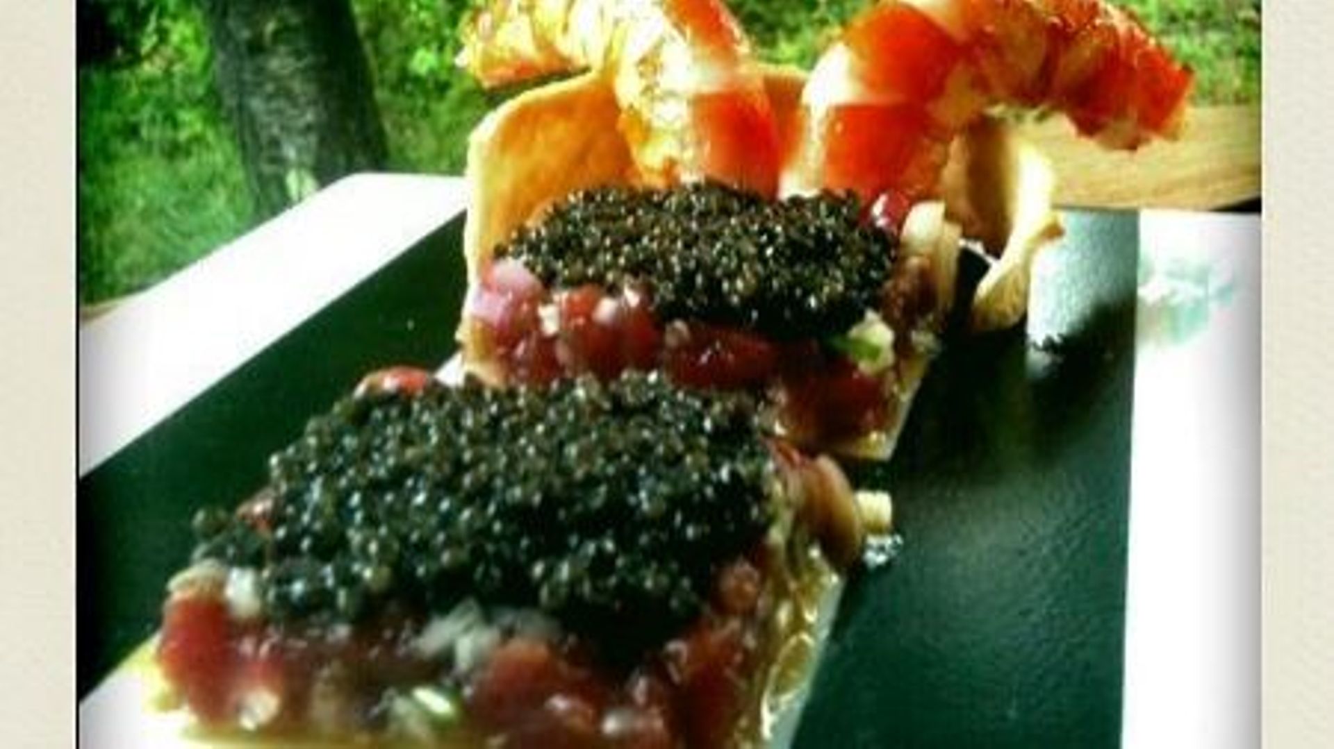 Tartare de langoustines et d’écrevisses au caviar « Avruga » et herbes ...