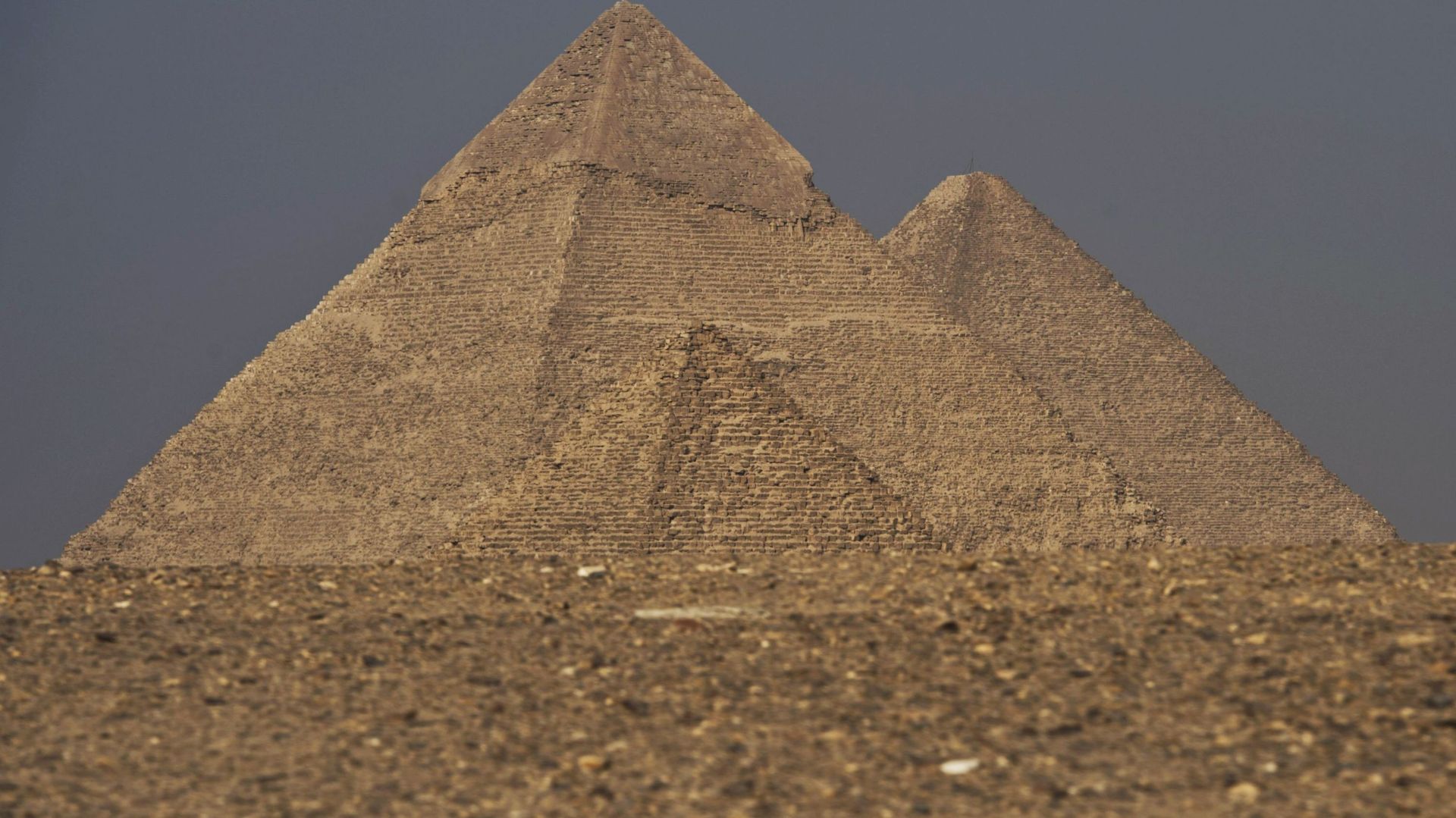Une nouvelle pyramide découverte en Egypte par des archéologues belges ...