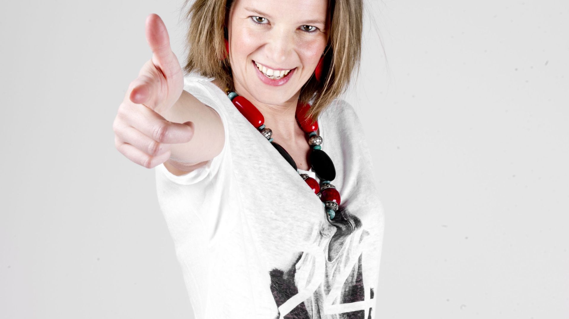 Caroline de BEHAULT, 30 ans, Bruxelles - RTBF Actus