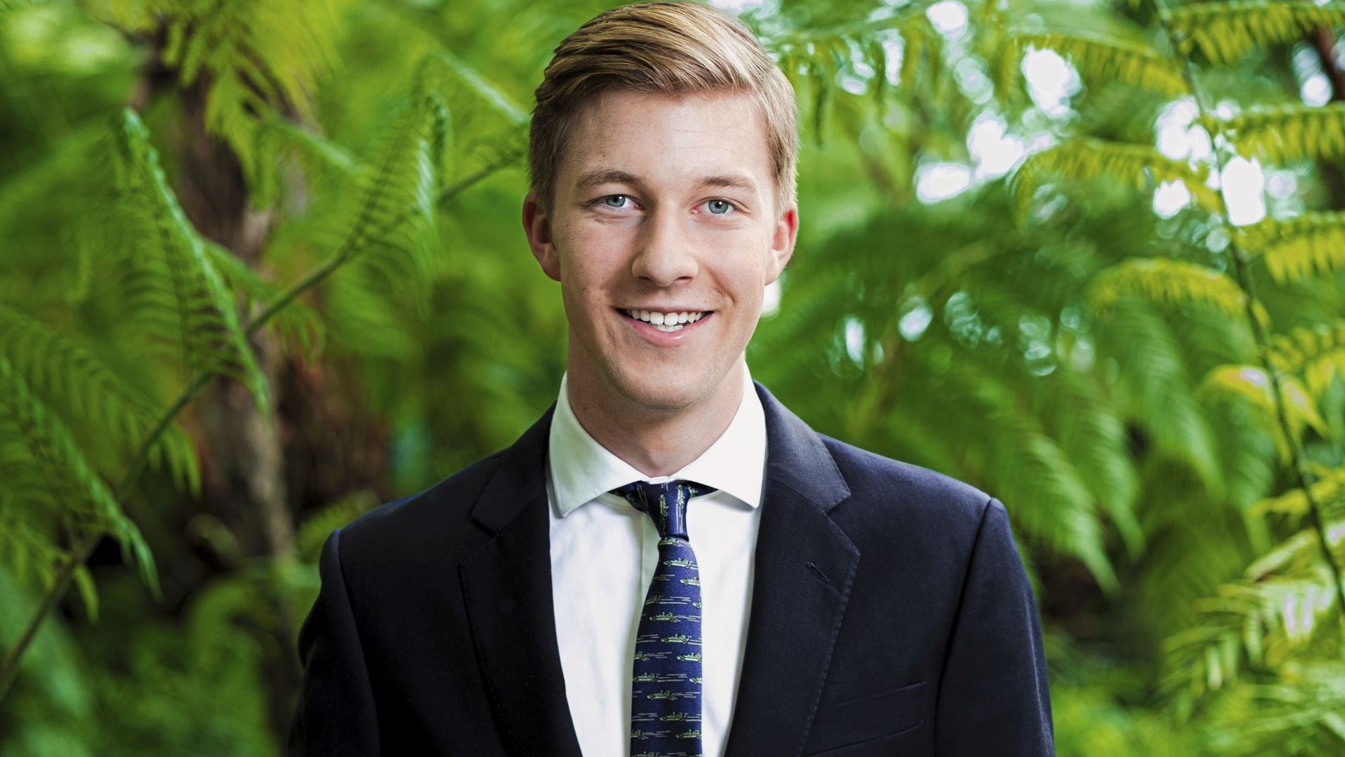 Le prince Gabriel, second dans l'ordre de succession au trône de ...