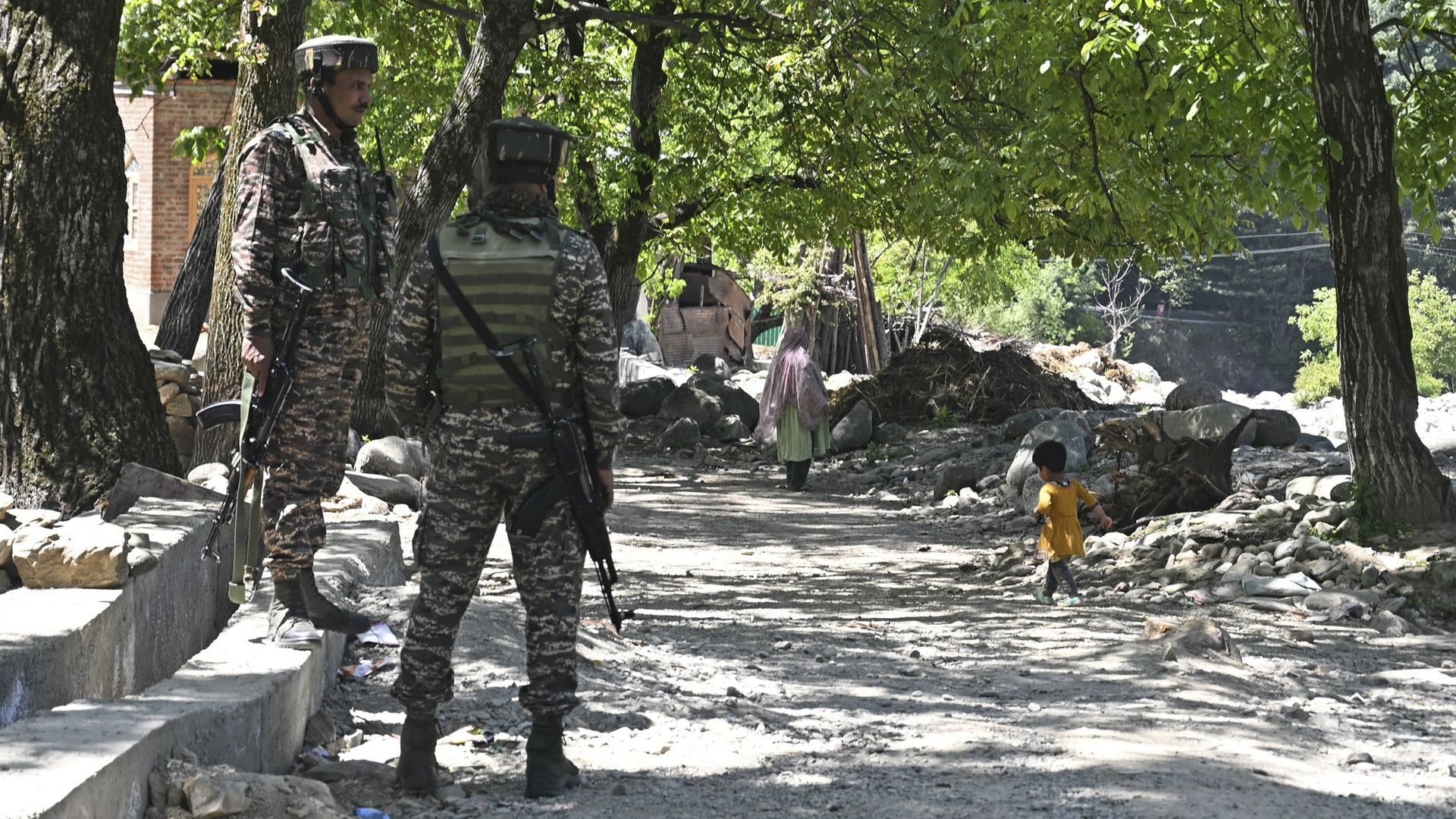 En pleine escalade entre l’Inde et le Pakistan, quels sont les enjeux au Cachemire ? - RTBF Actus