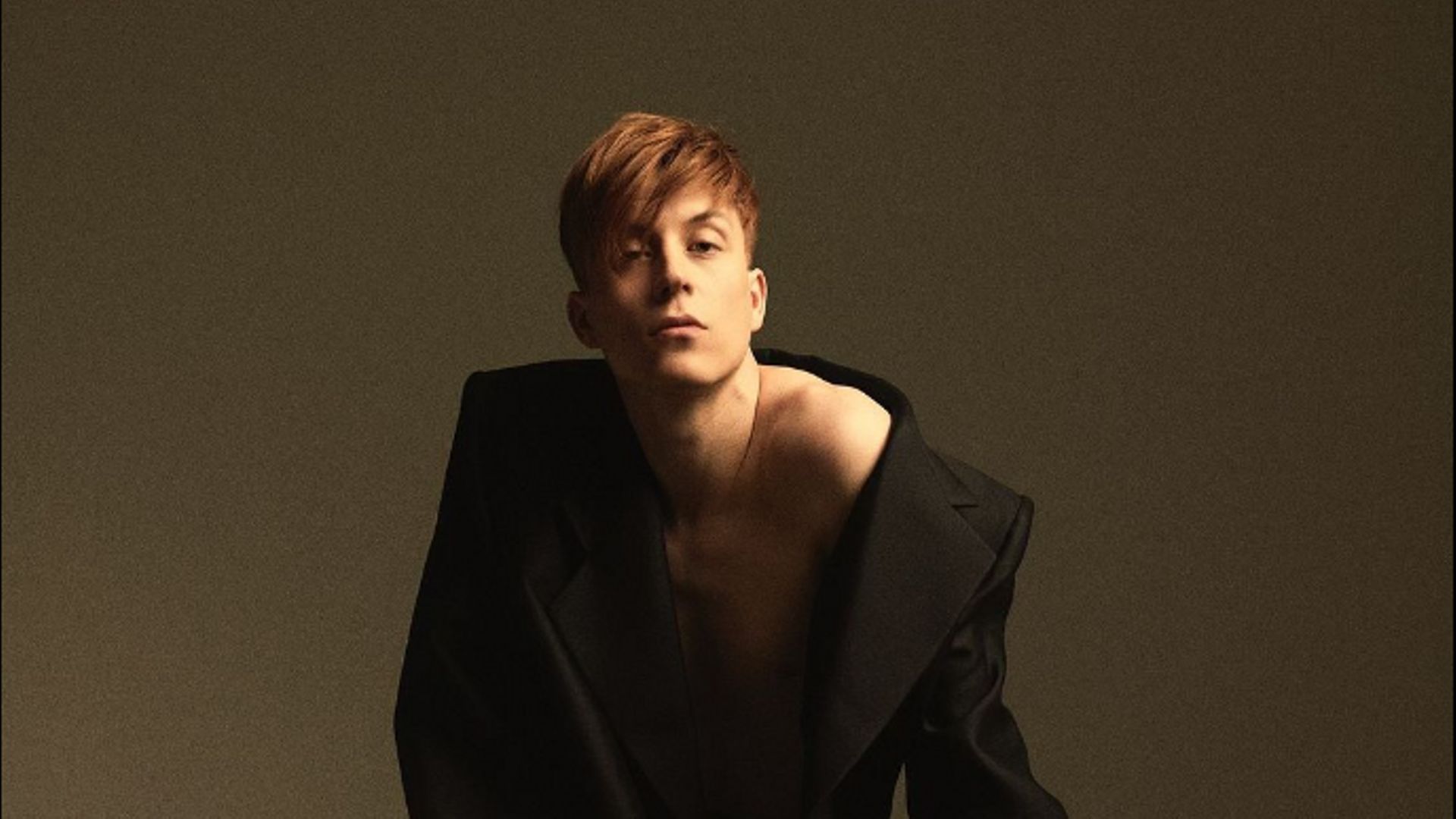Pour l’anniversaire d''Addictocrate', Loïc Nottet réenregistre les ...