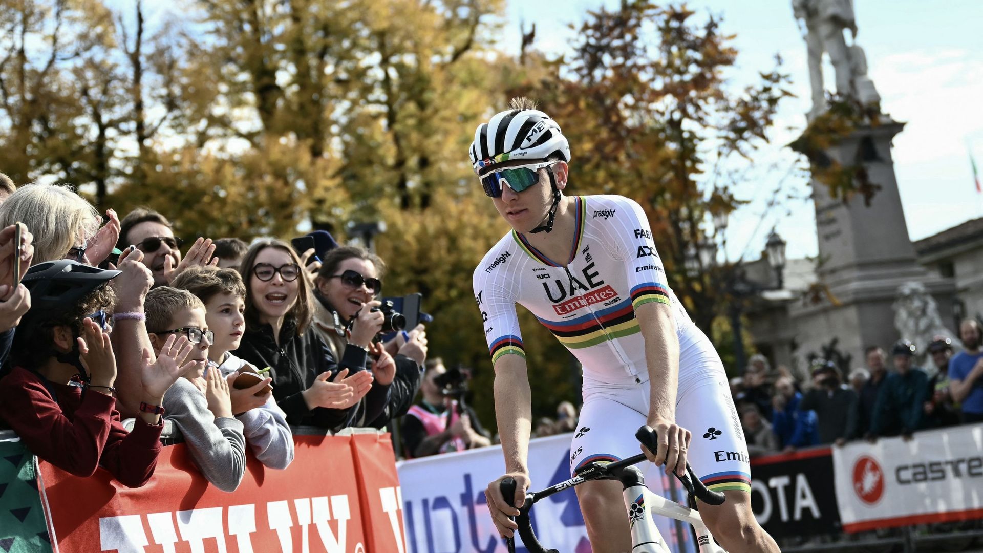 50 millions d’euros et une clause de rachat à 200 millions : le contrat ...