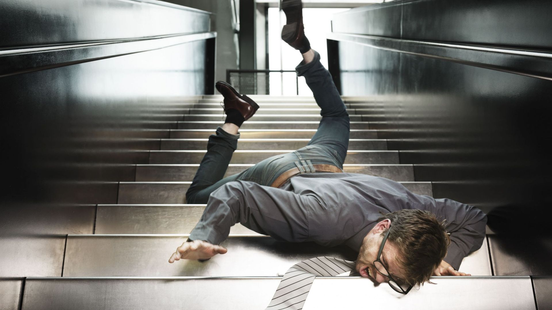 Pourquoi rit-on en voyant quelqu’un tomber ? - RTBF Actus