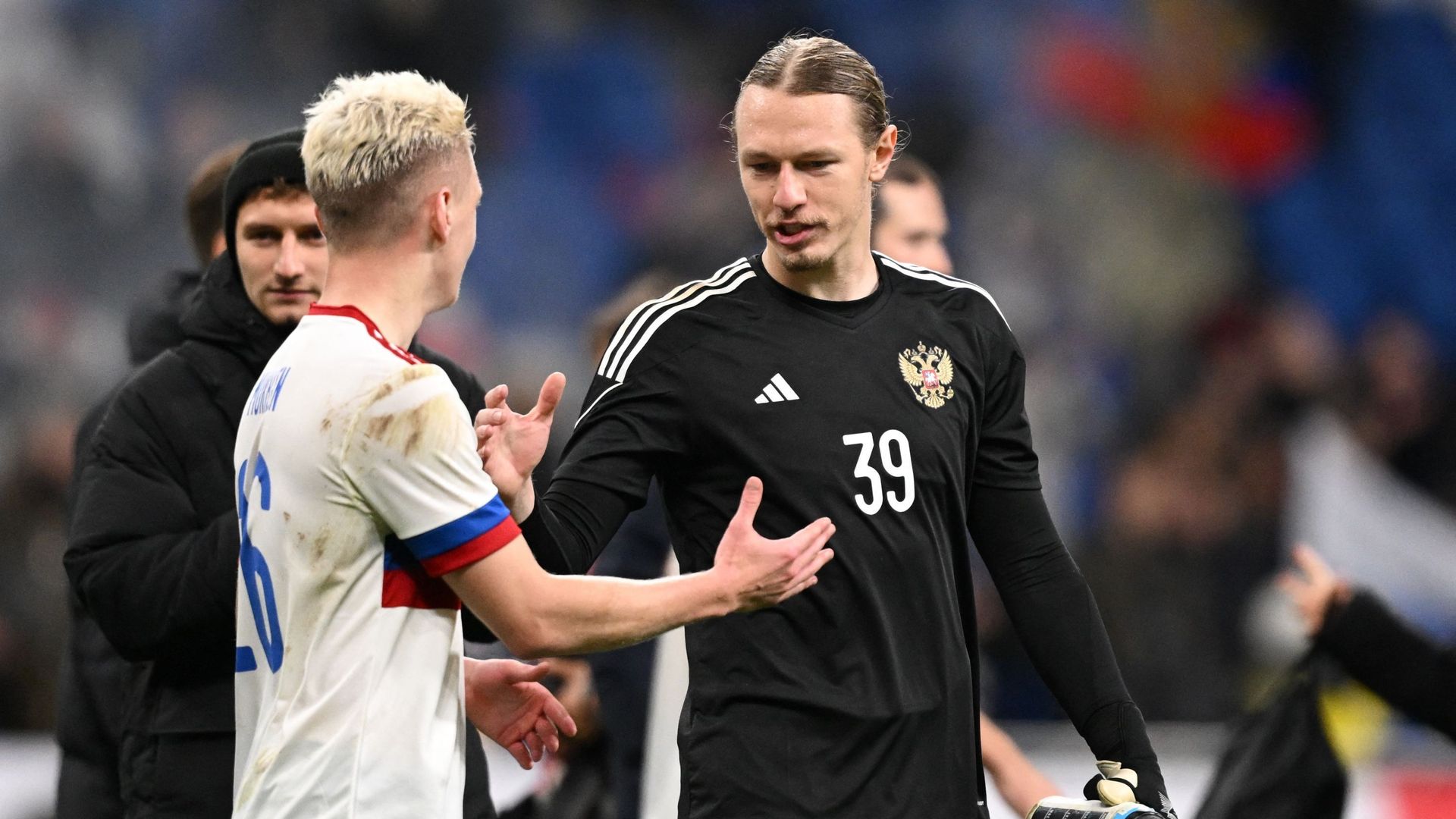 Le PSG lance son mercato entrant avec le gardien russe Matvey Safonov ...