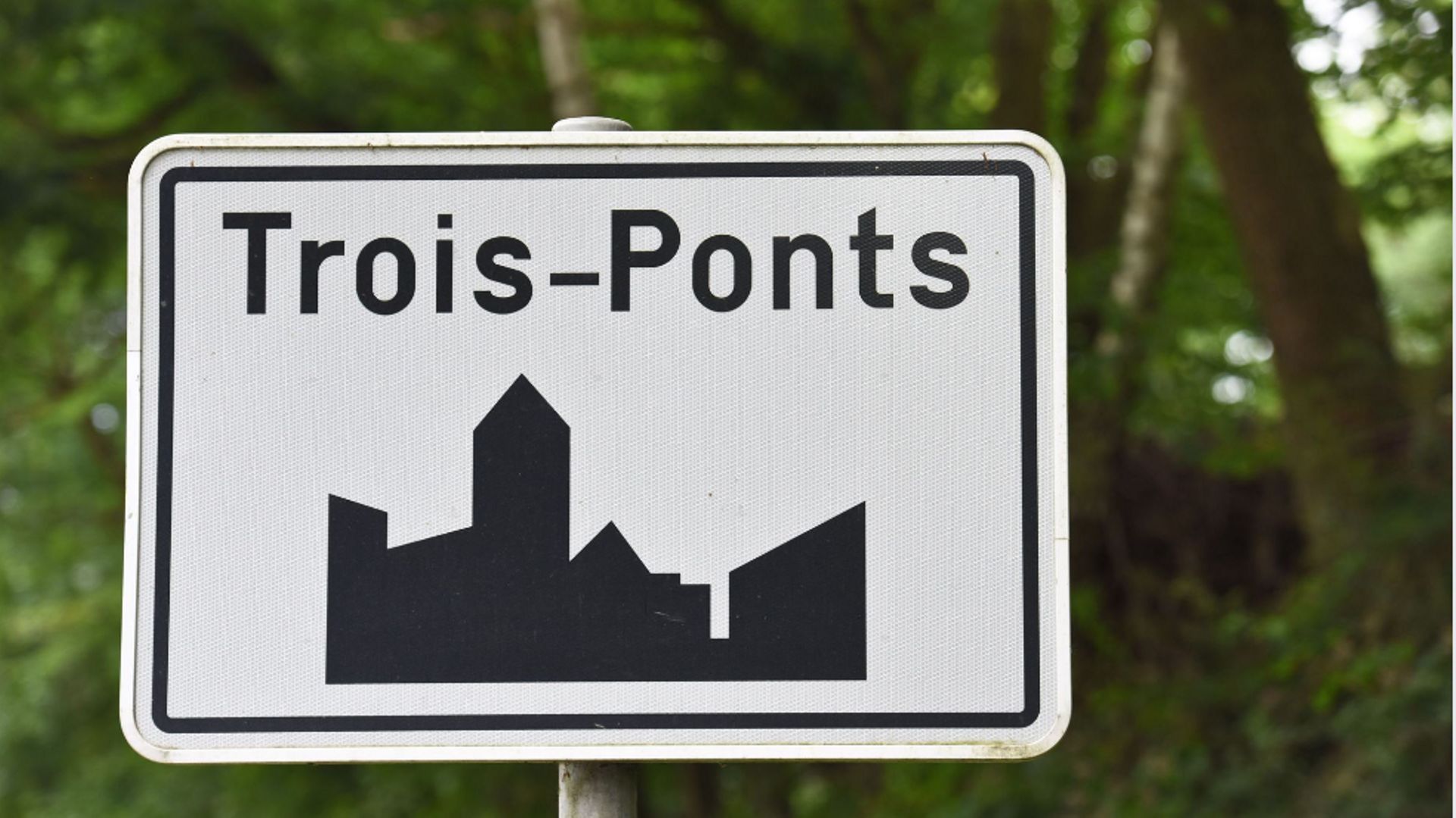 Trois-Ponts : deux corps découverts mardi dans une maison de la ...