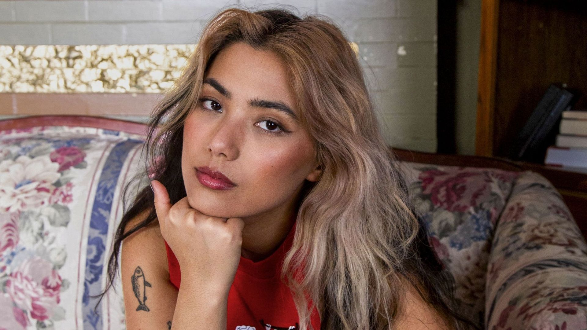 Spill Tab nous présente son album 'ANGIE', une synthèse de ce que la ...