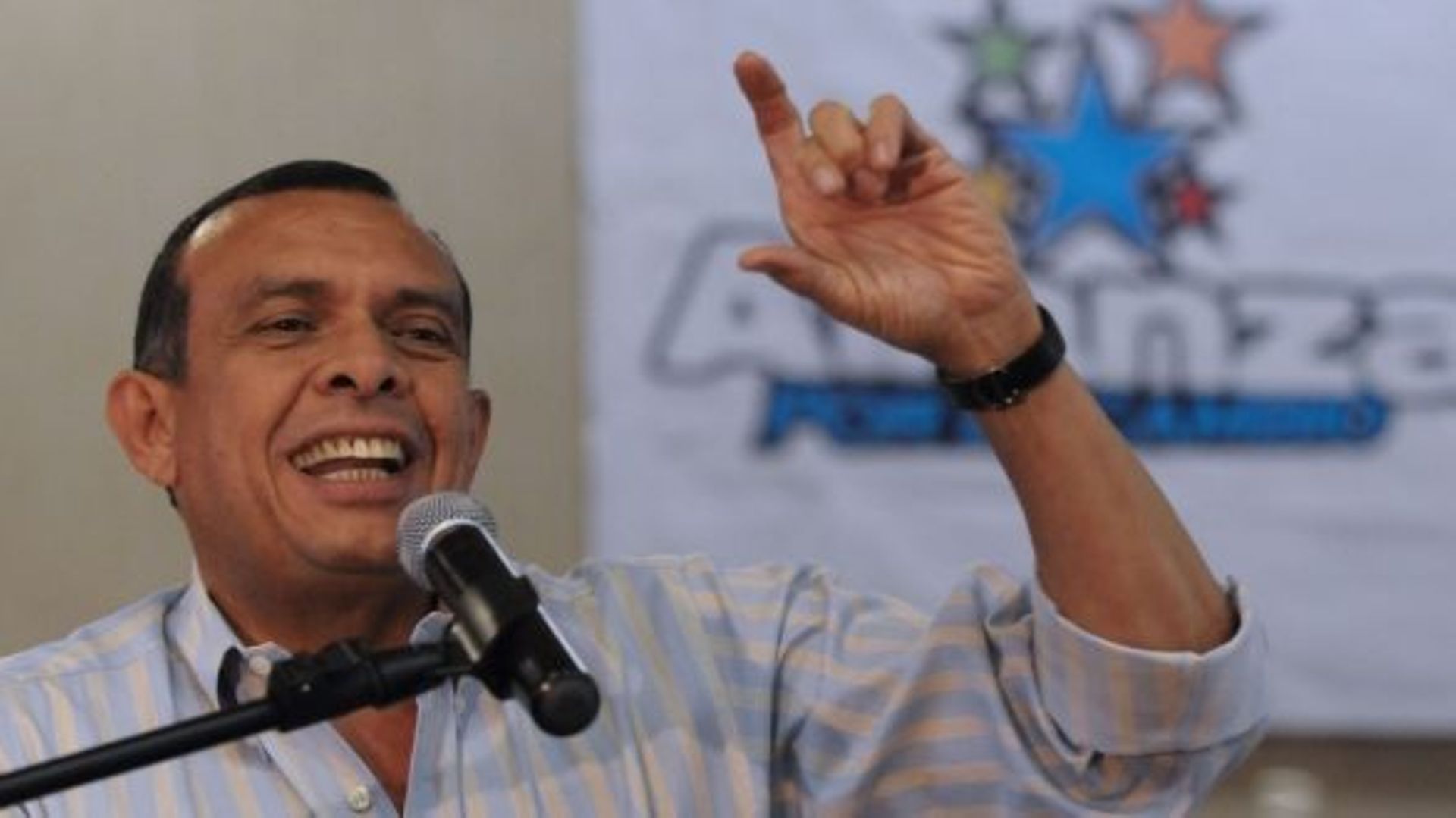Honduras: Porfirio Lobo officiellement 'président élu'