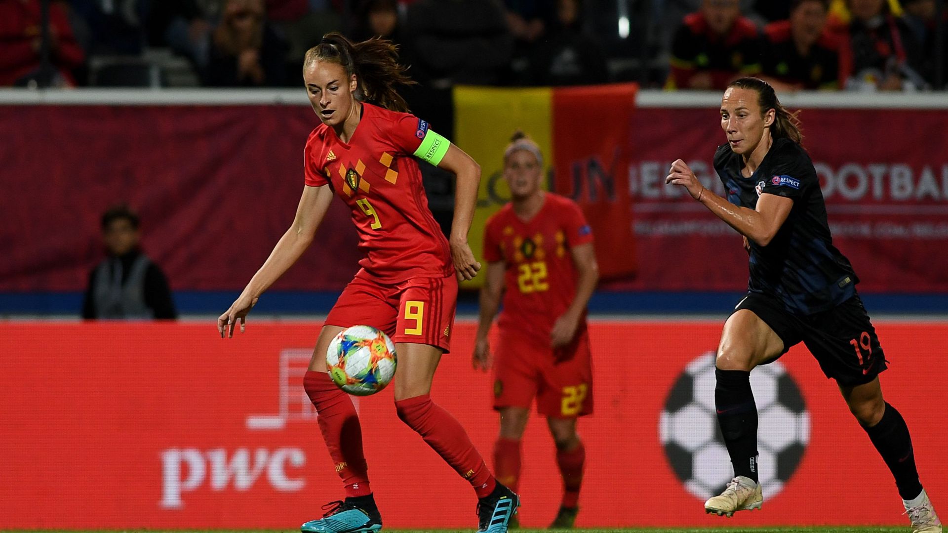 Les Red Flames à nouveau réunies: 'La qualification en septembre passe ...