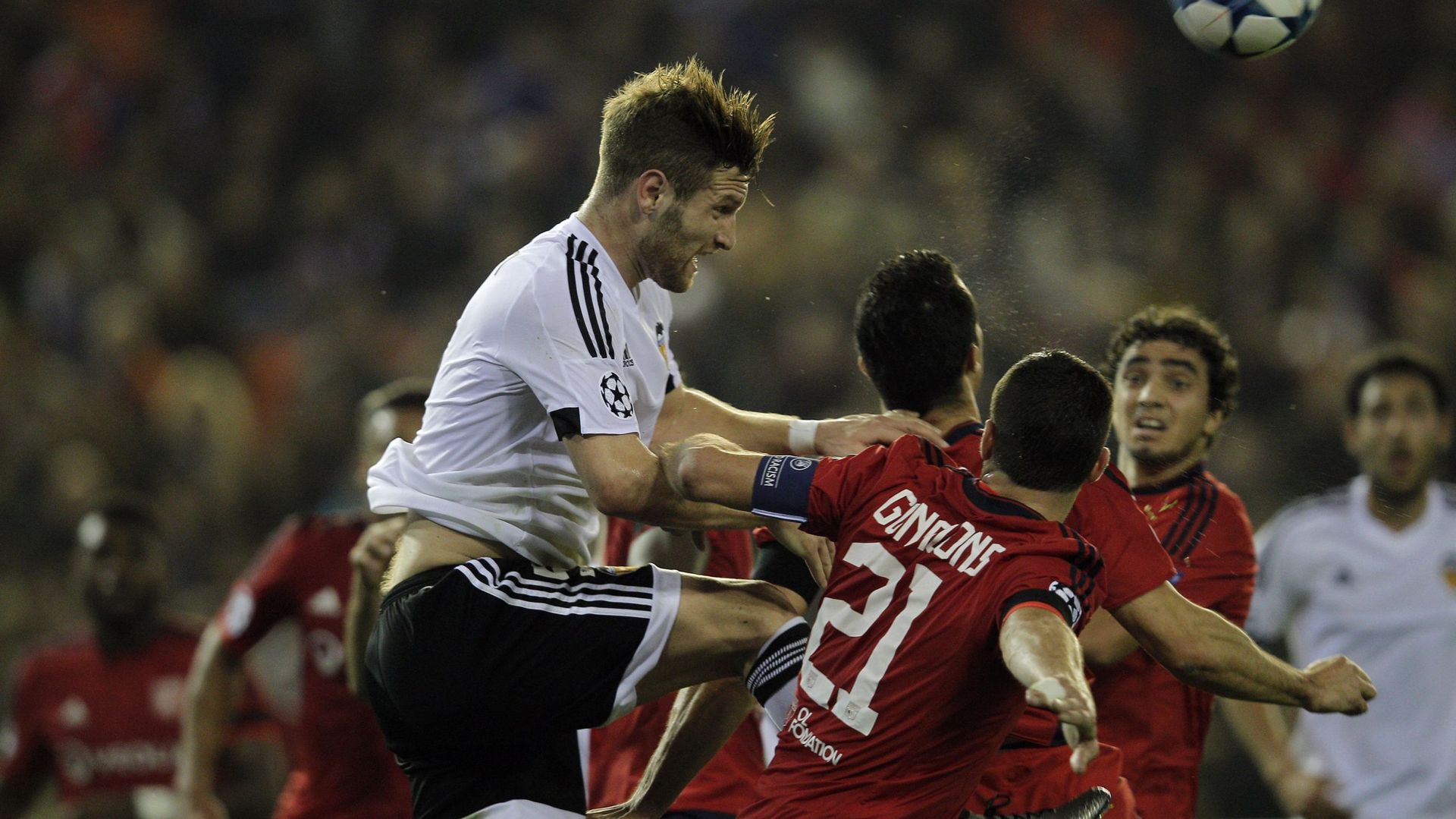 Lyon s'impose 2-0 à Valence - RTBF Actus