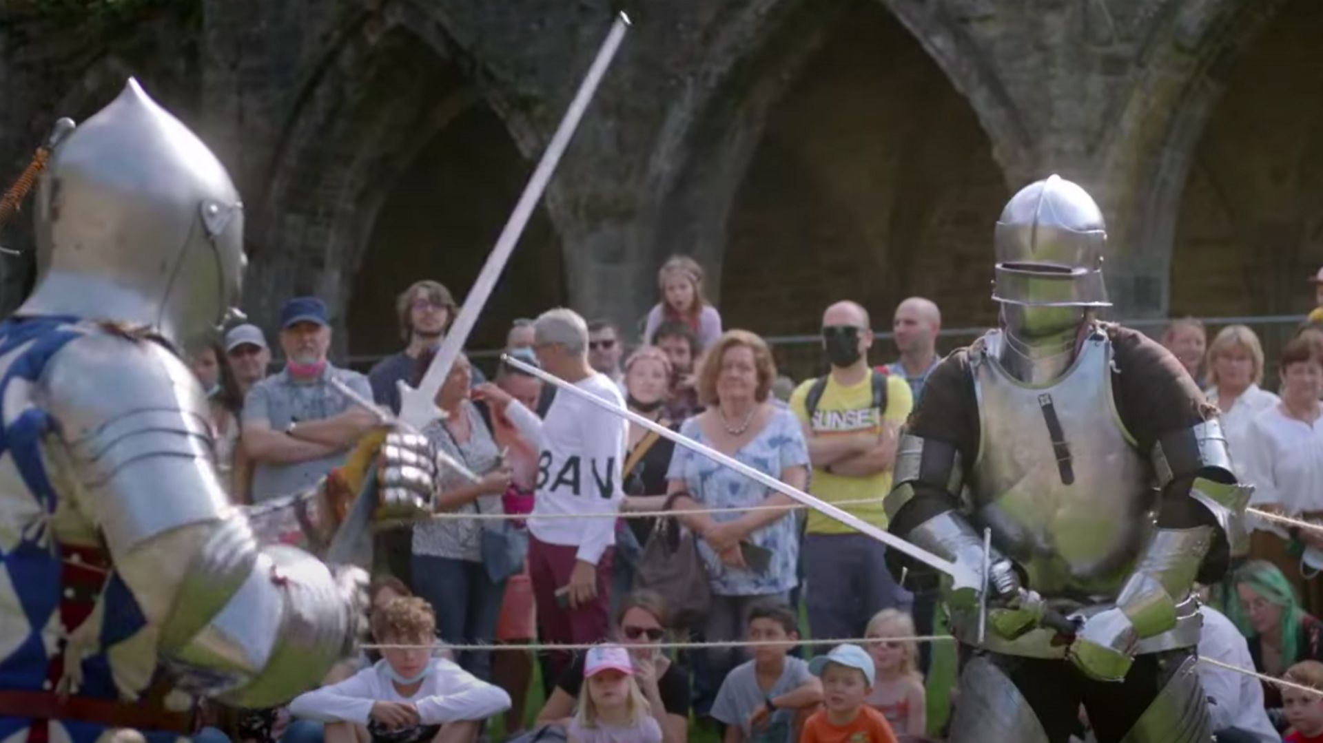 Le retour de 'Baraki' sur Tipik et des Médiévales à l’Abbaye de Villers-la-Ville ! - RTBF Actus
