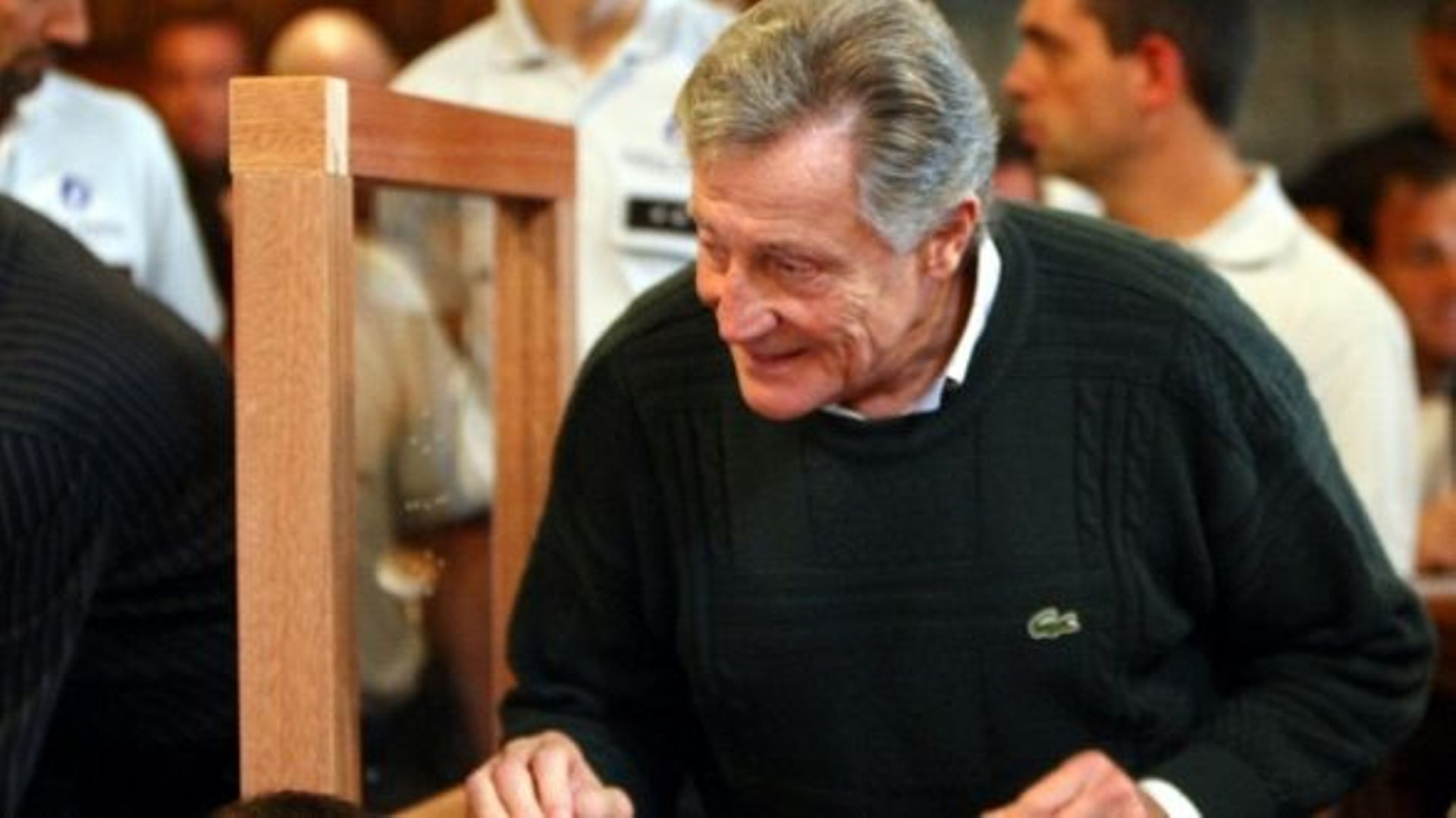 Problèmes de micro : le procès Habran suspendu - RTBF Actus