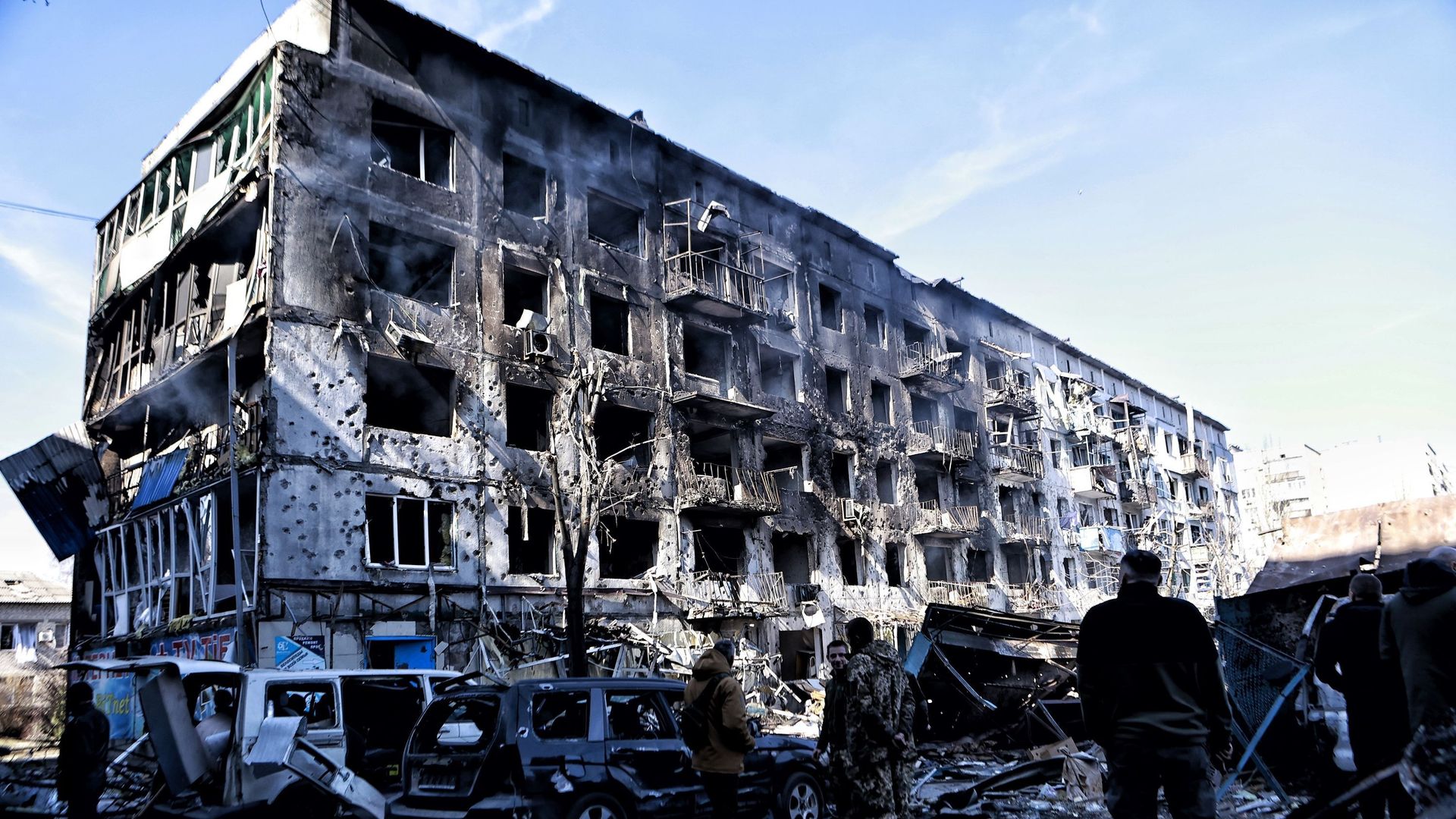 Guerre en Ukraine : Vladimir Poutine ordonne à son armée de 'libérer complètement' la région ...