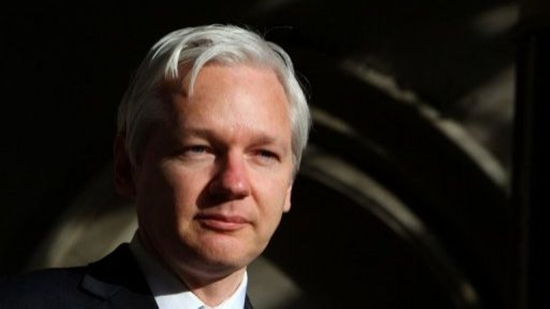 J. Assange dénonce un 'effondrement calamiteux du droit' américain ...