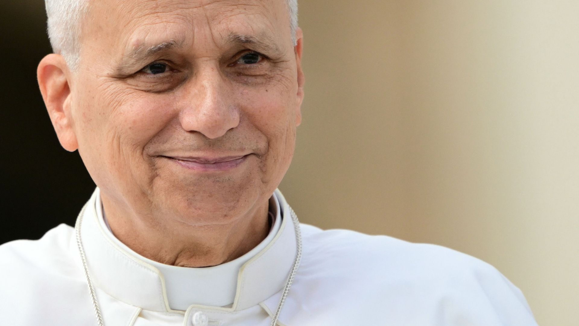 Le pape Léon XIV restitue 62 objets autochtones à l’Église canadienne ...