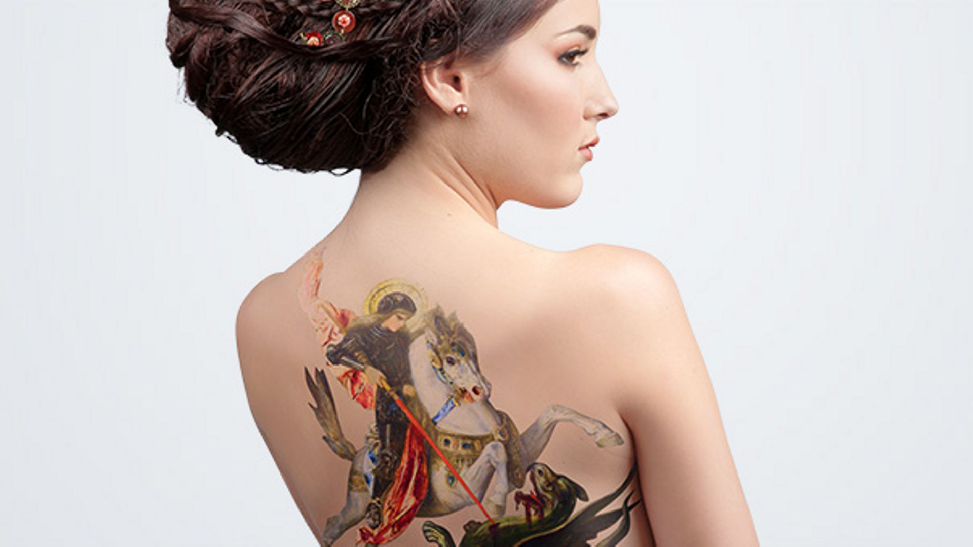 Mons 2015 - Clouds au Château du Roeulx - RTBF Actus