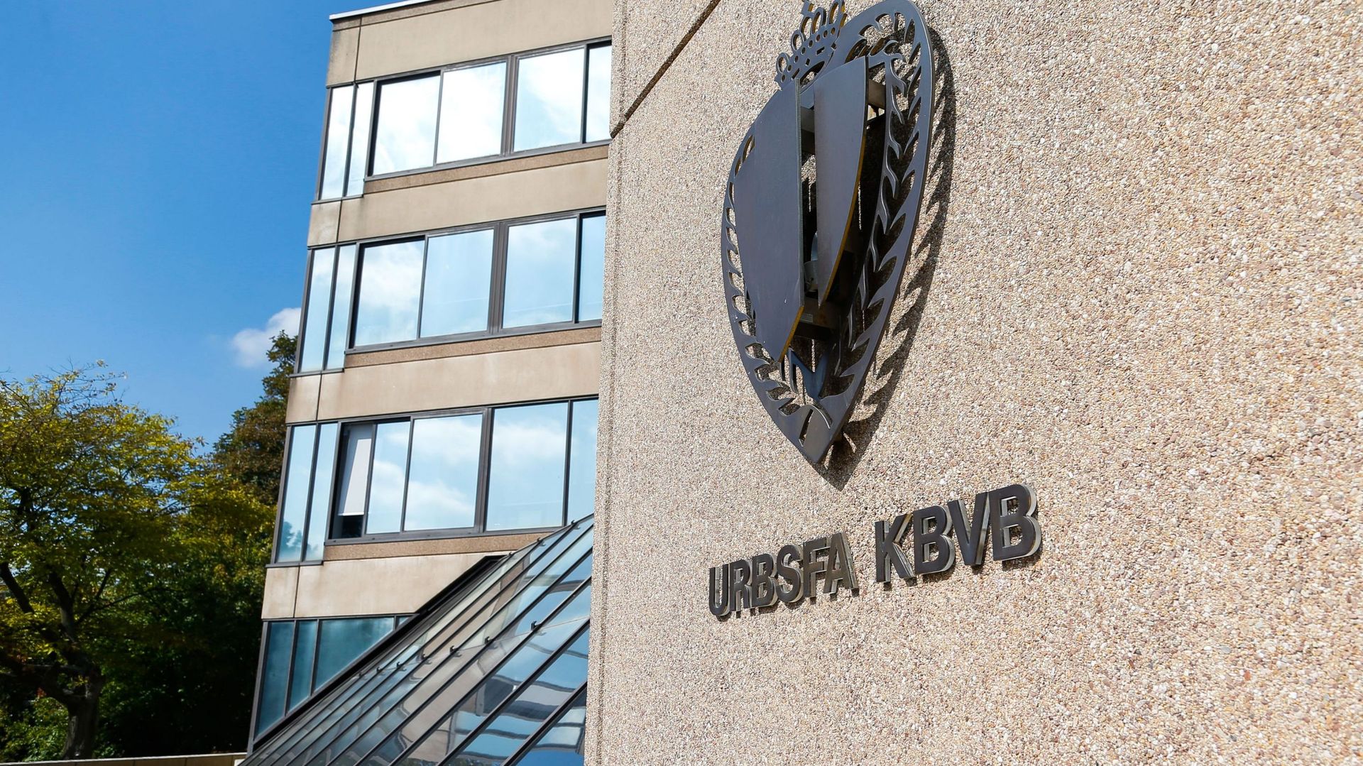 L'URBSFA à nouveau dans la tourmente - RTBF Actus