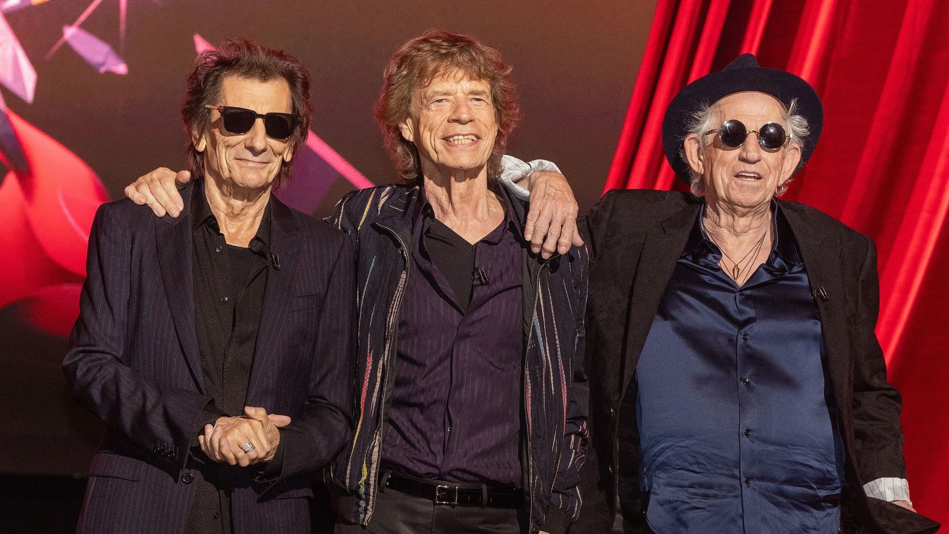 Mick Jagger déclare à son tour que les Beatles étaient juste un cover ...