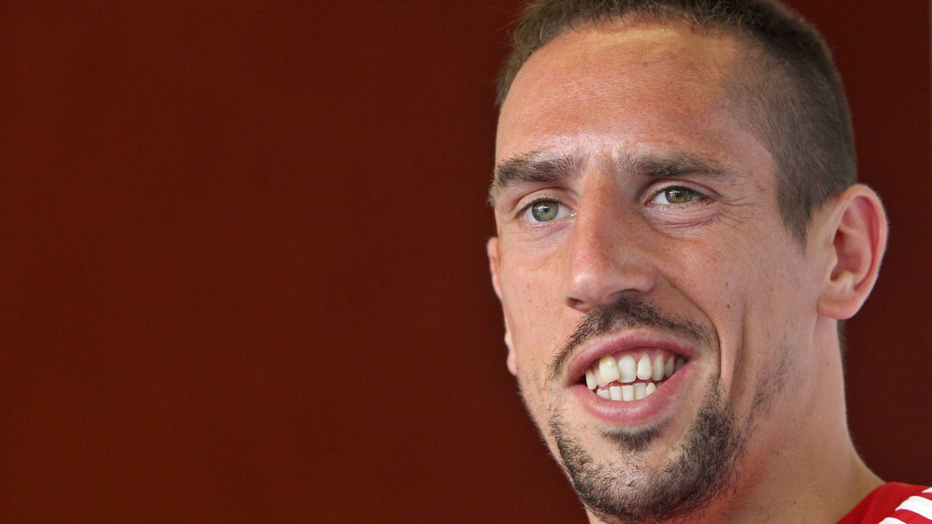 Frank Ribéry est plâtré - RTBF Actus