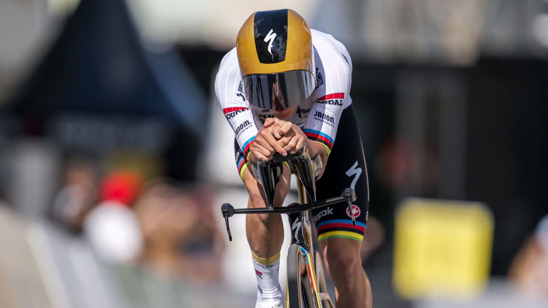 Tour de France : Remco Evenepoel se confie au sommet du Col de la Loze, le point culminant du ...