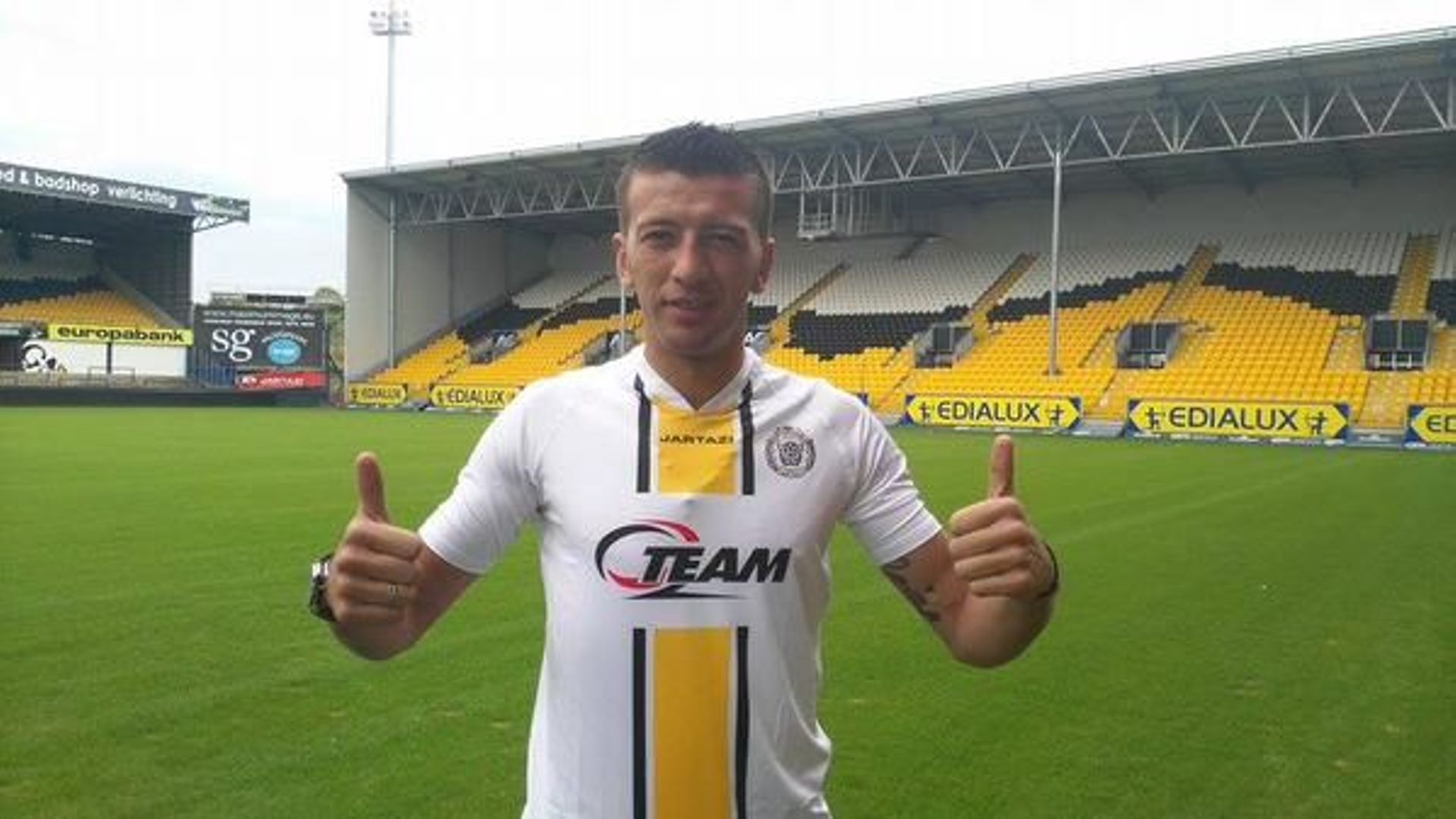 Marko Miric et Joey Dujardin à Lokeren - RTBF Actus