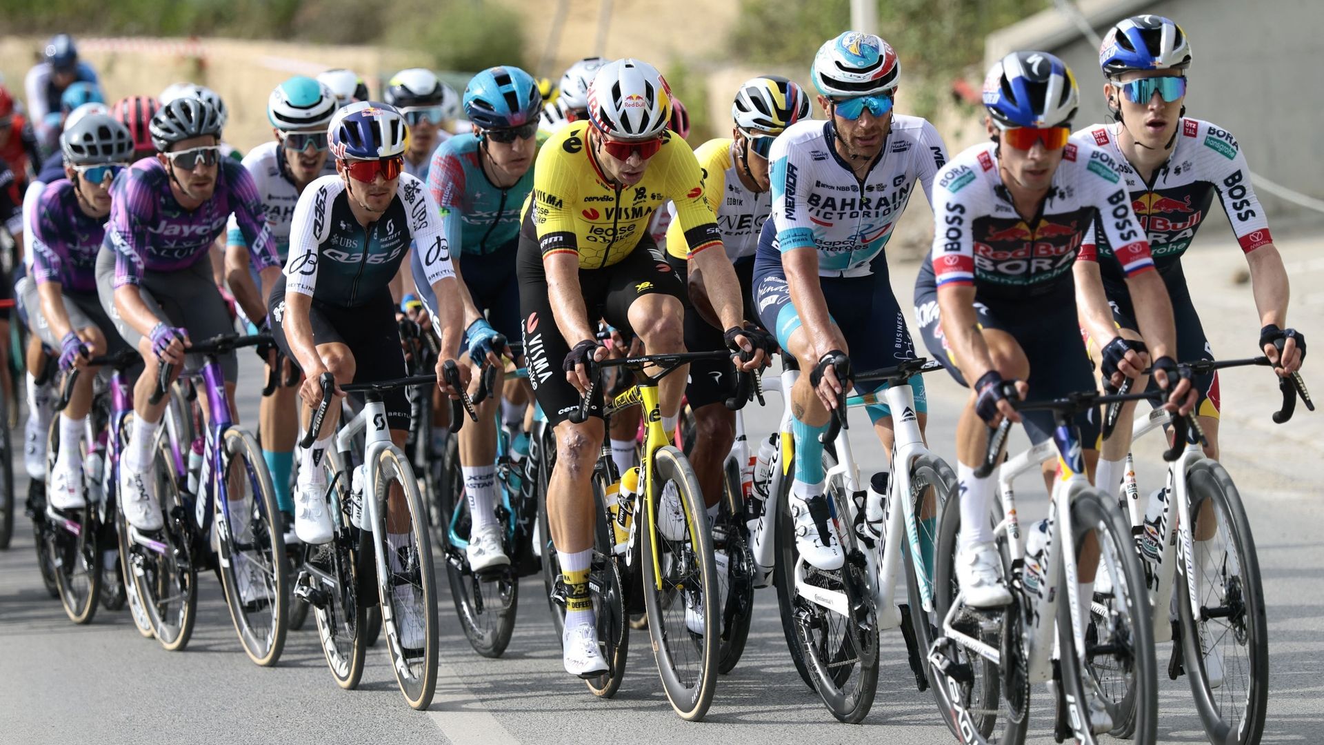 Lâché dans la 3e étape du Giro, Wout van Aert prône la patience : 'Je ...