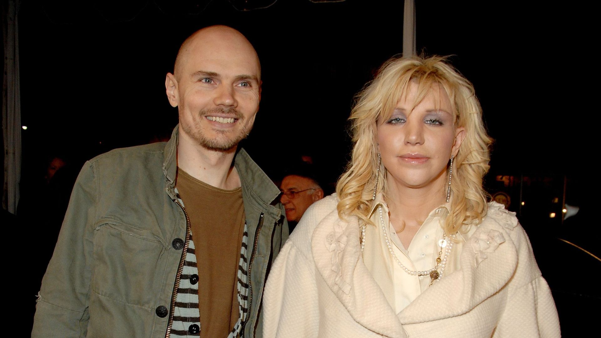 Courtney Love raconte une anecdote à propos de Kurt Cobain au festival ...