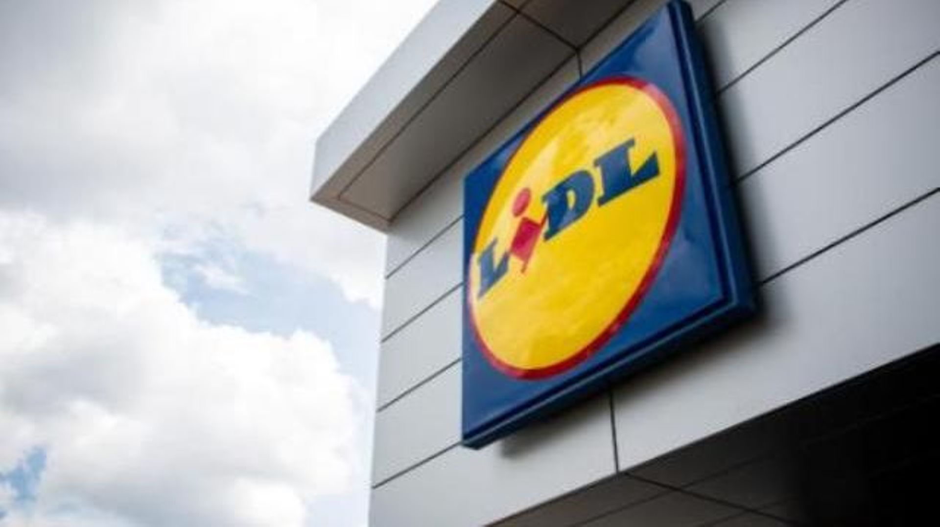 Lidl ouvre sa première enseigne neutre en CO2 en Belgique - RTBF Actus