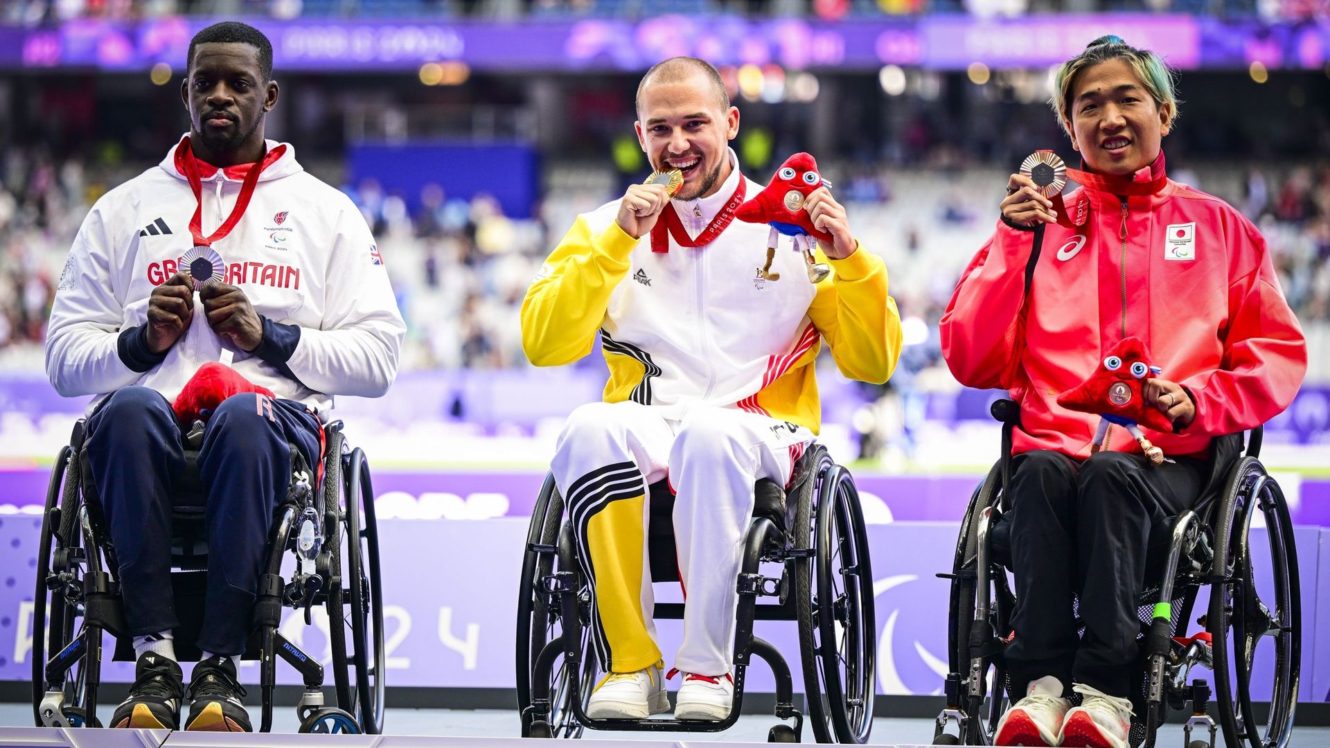 Il y a 30 ans, le procès et l'exécution de Ceausescu marquent le ...