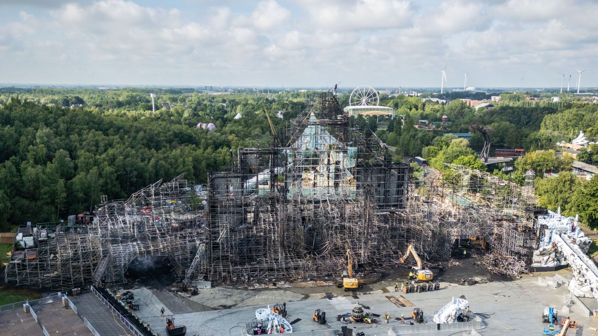 Ellegarci nude if you appreciate curvy women, who have cute