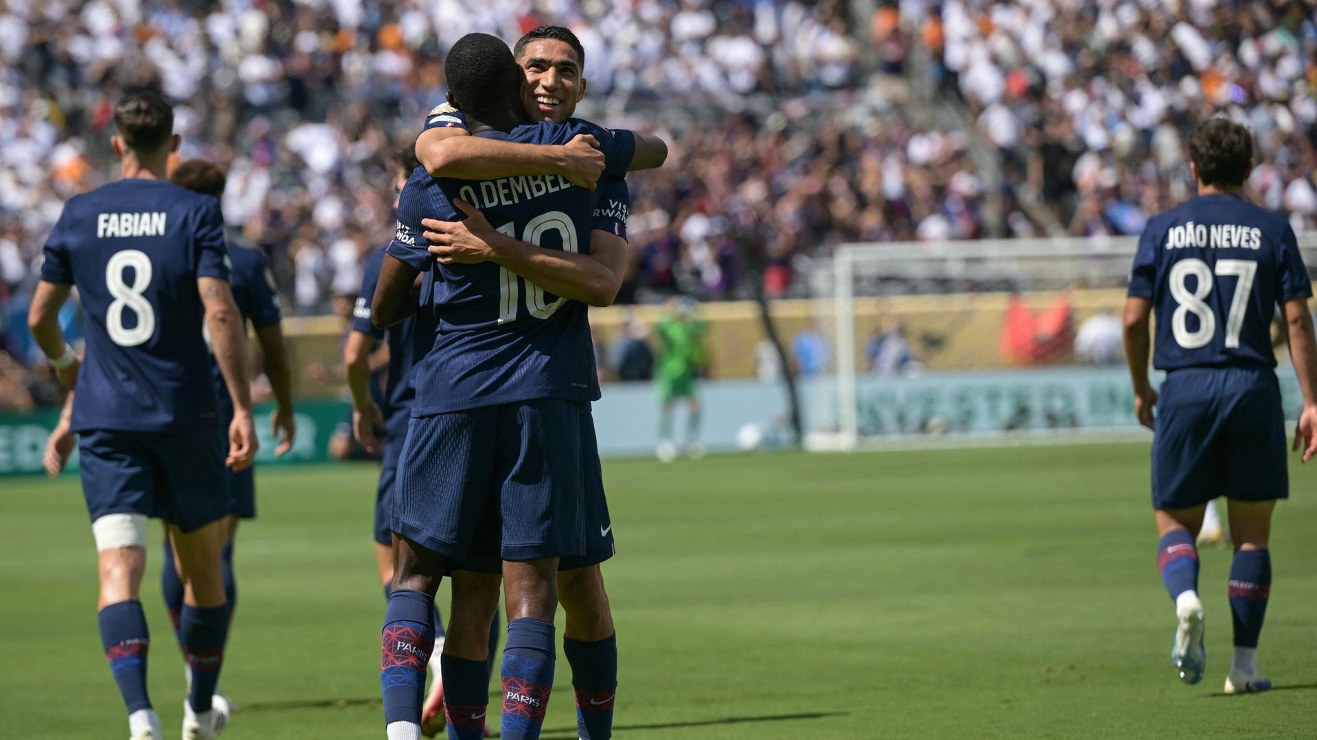 Paresthésie : que faire quand on a des picotements dans les pieds et à ...