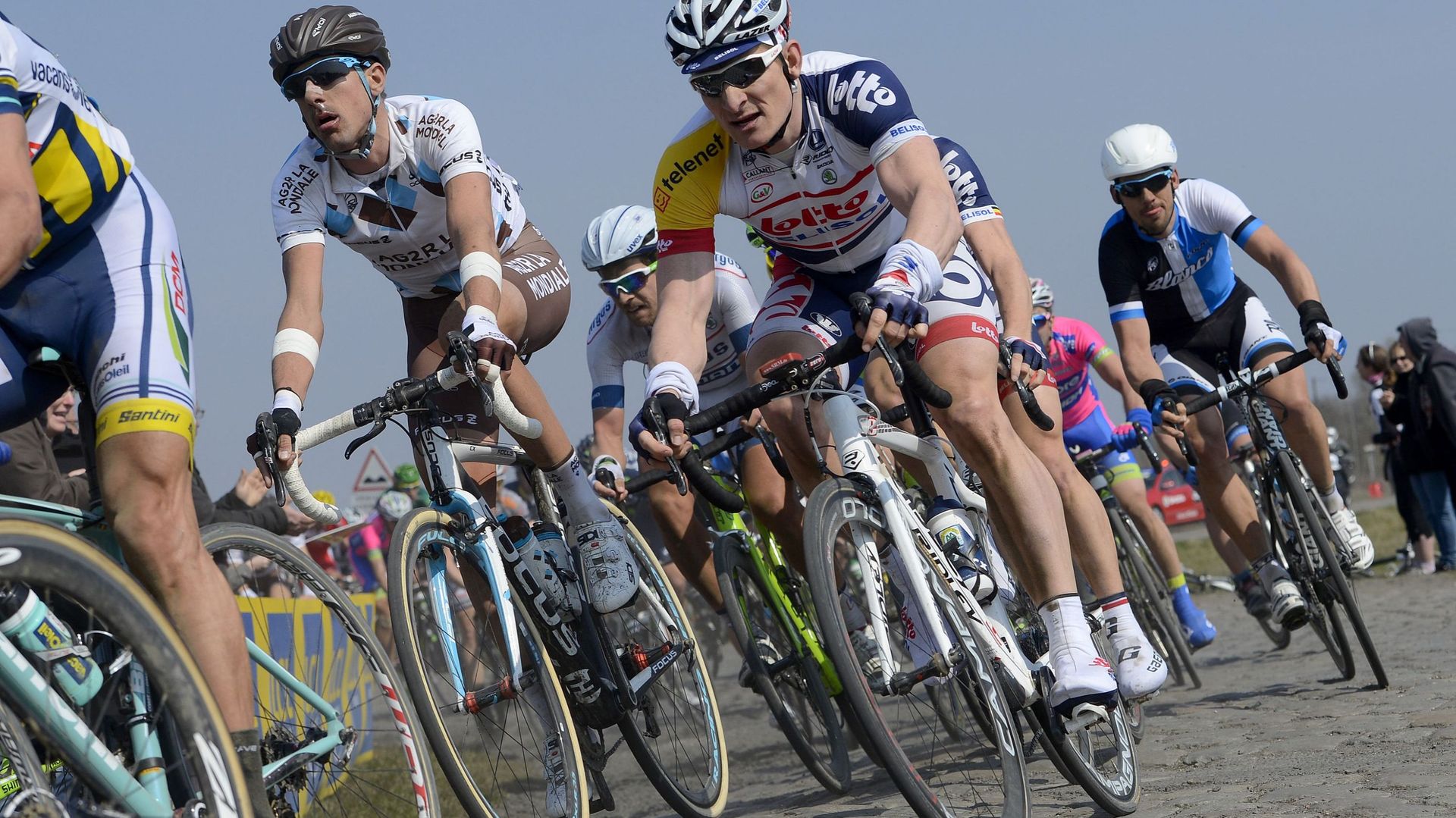 Paris-Roubaix: Trois secteurs pavés 'cinq étoiles'