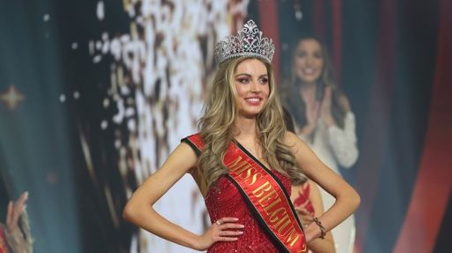 Karen Jansen, originaire de Lommel, élue Miss Belgique 2025 - RTBF Actus