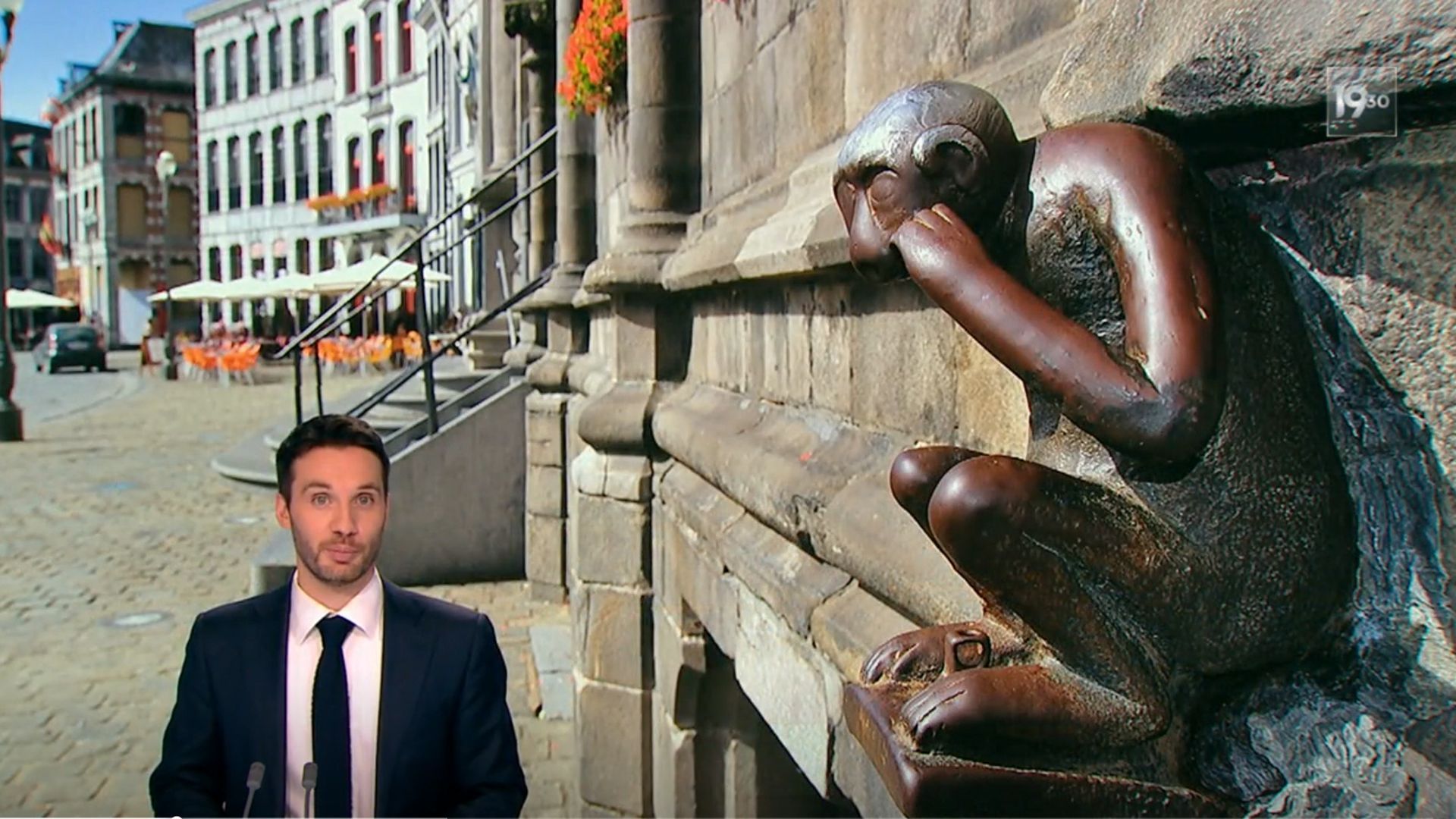 Mons : le singe de retour sur la Grand-Place après deux ans d’absence ...
