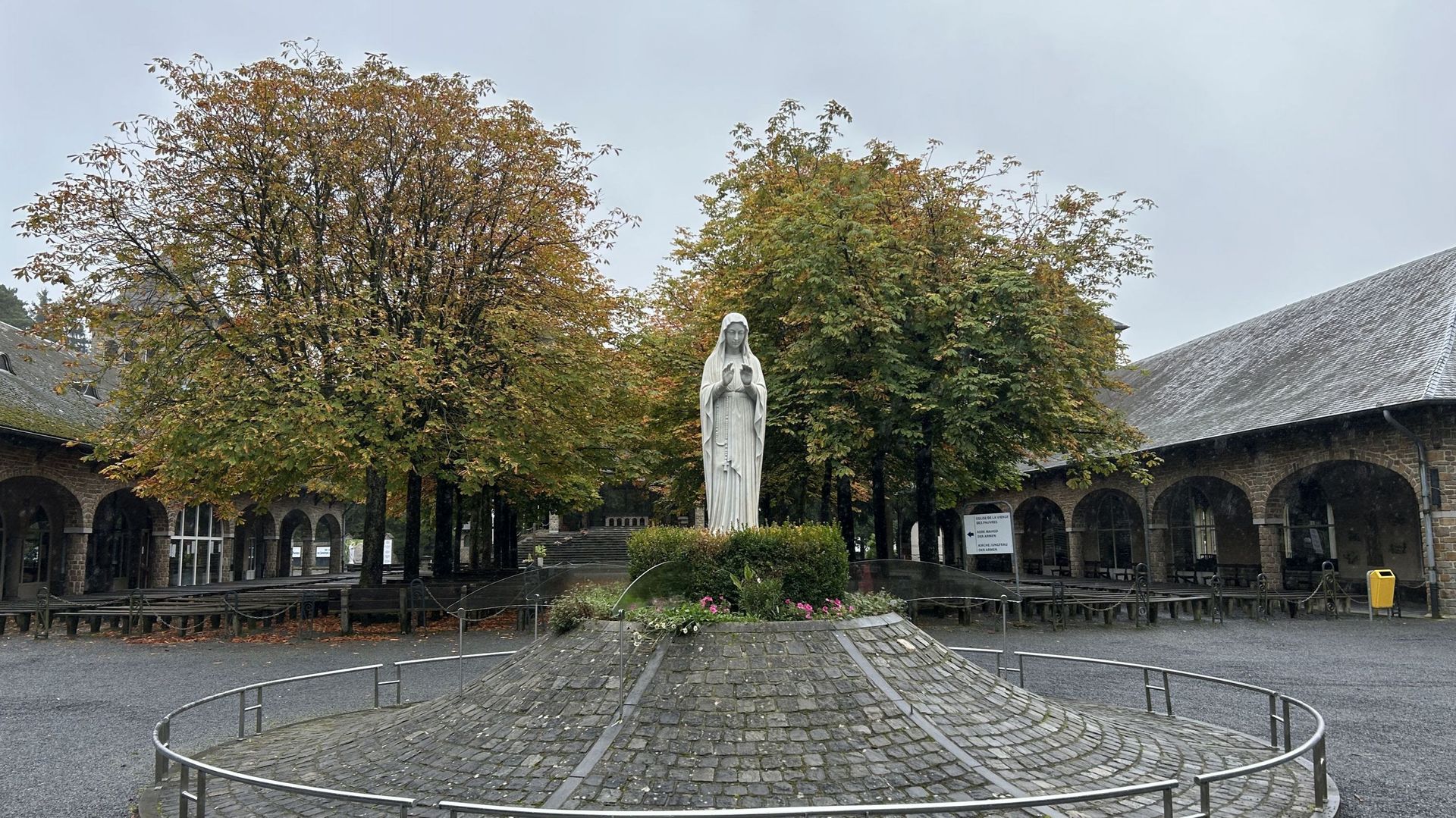 Le pape en Belgique : le souverain pontife a quitté le territoire après ...