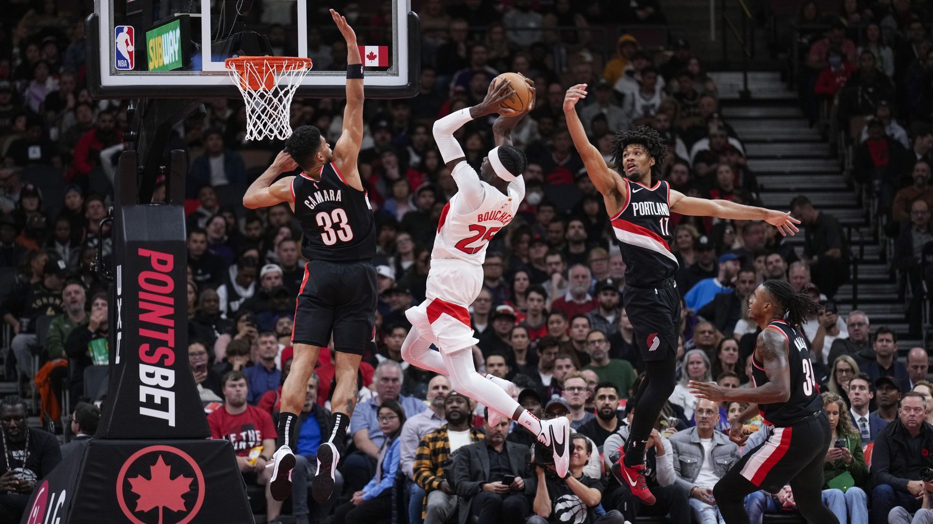 Toumani Camara à Bruxelles, pour détecter de nouveaux talents belges qui rêvent de NBA - RTBF Actus