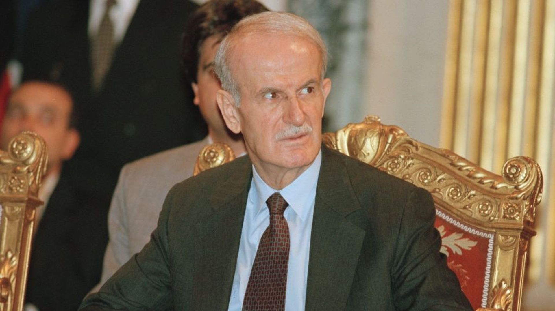 Chute du régime en Syrie : comment la famille al-Assad s’est-elle ...