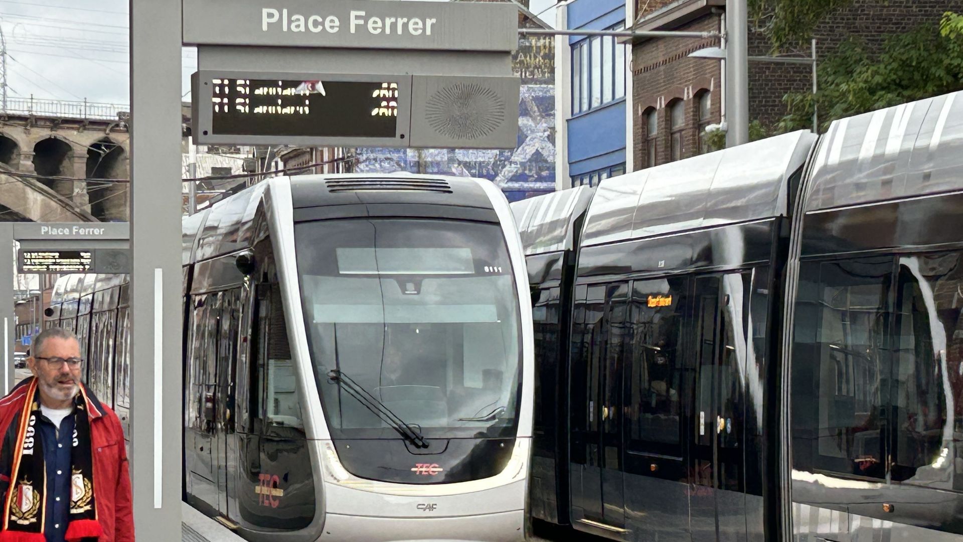 C’est officiel : la mise en service du tram de Liège reportée au 15 ...