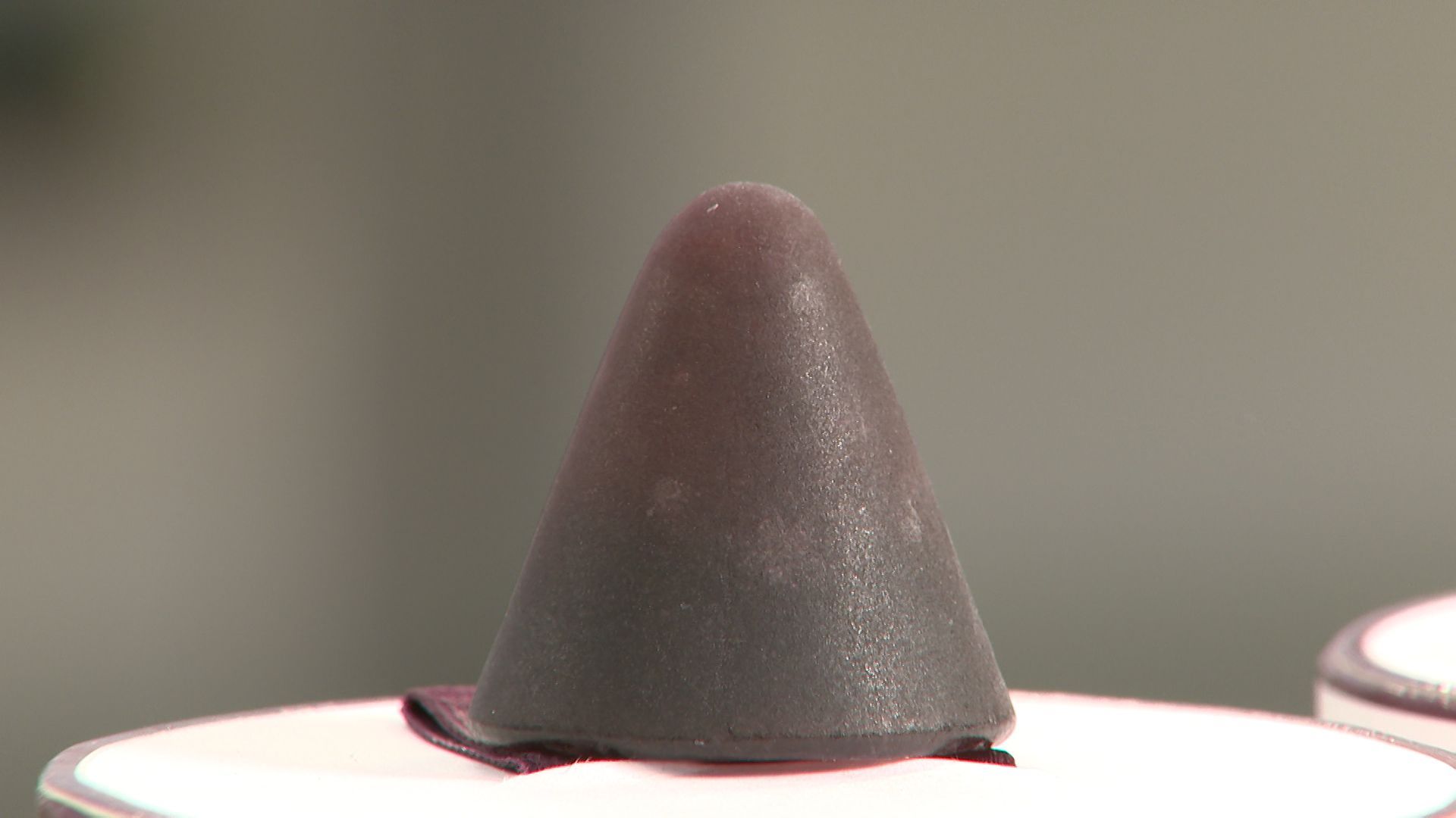 Pourquoi ne trouve-t-on le cuberdon qu'en Belgique ? - RTBF Actus