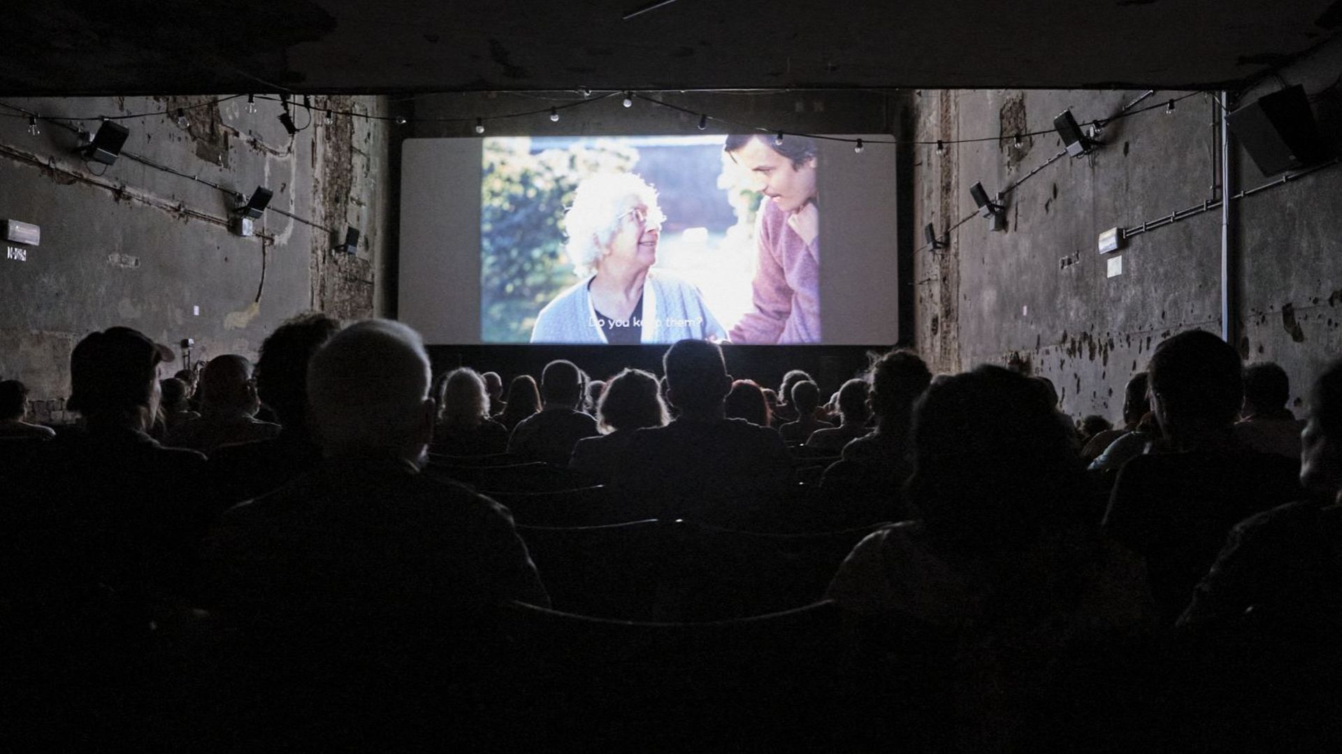 Supernova : participez au grand projet pour sauver le cinéma Nova ! - RTBF Actus