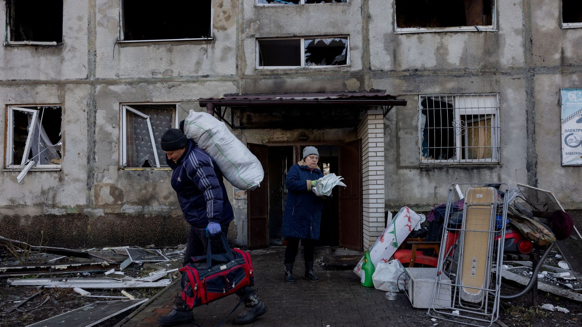 Guerre en Ukraine : Vladimir Poutine ordonne à son armée de 'libérer complètement' la région ...
