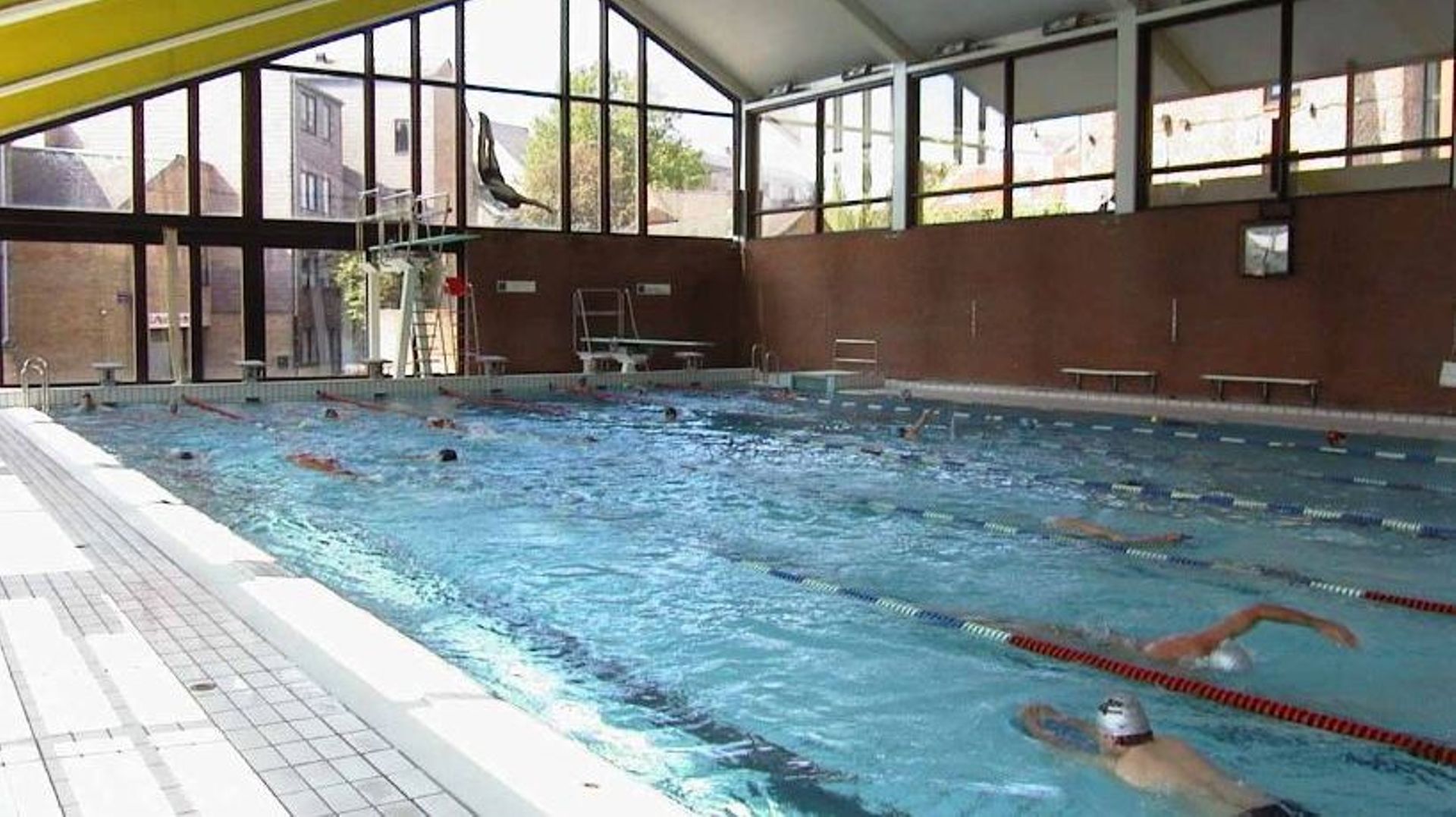 LLN: un bassin olympique pour remplacer les piscines du Blocry? - RTBF ...